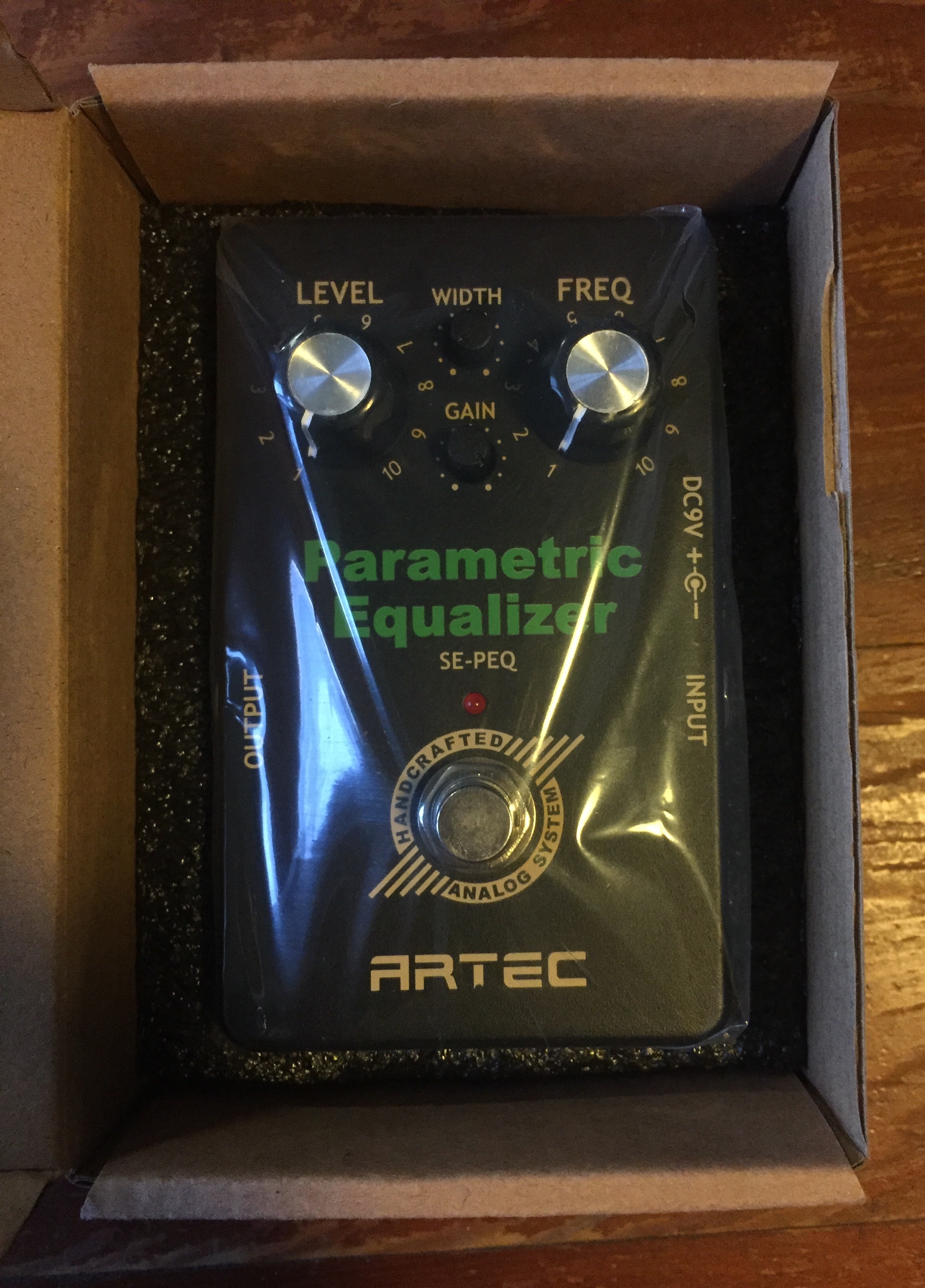 SE-PEQ Parametric Equalizer - Artec SE-PEQ Parametric Equalizer - Audiofanzine