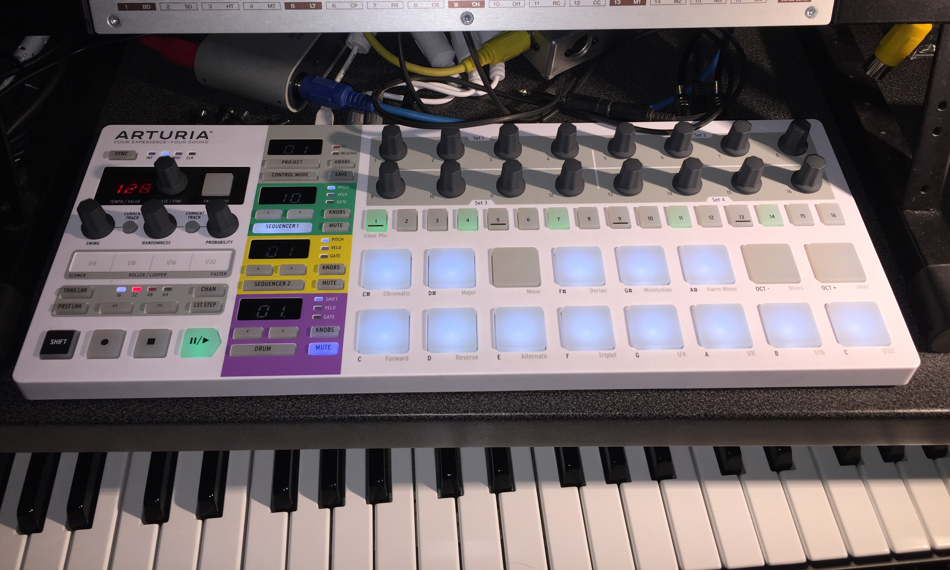 Arturia BeatStep Pro image (#1698768) - Audiofanzine