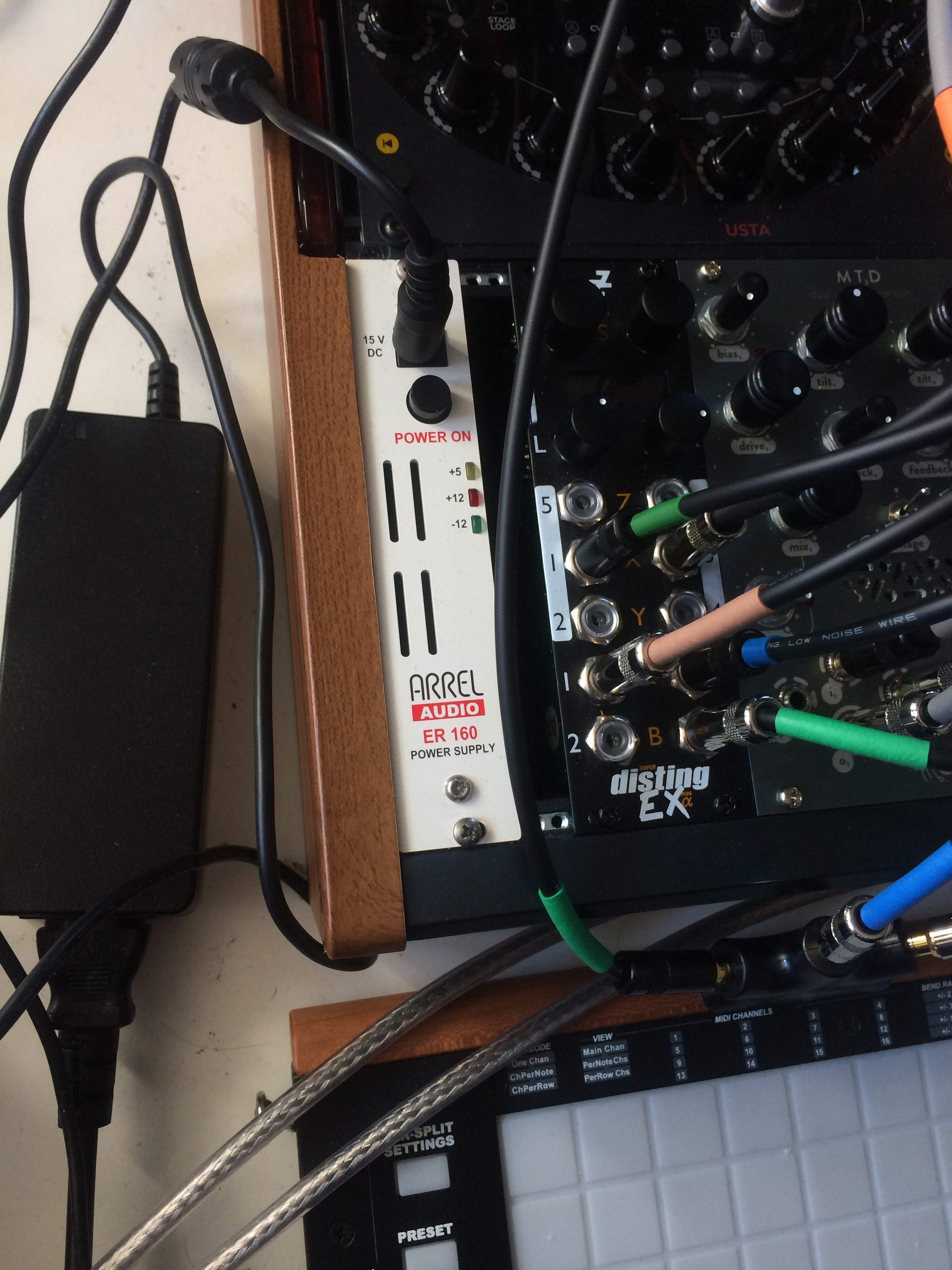 RackBrute 6U - Arturia RackBrute 6U - Audiofanzine