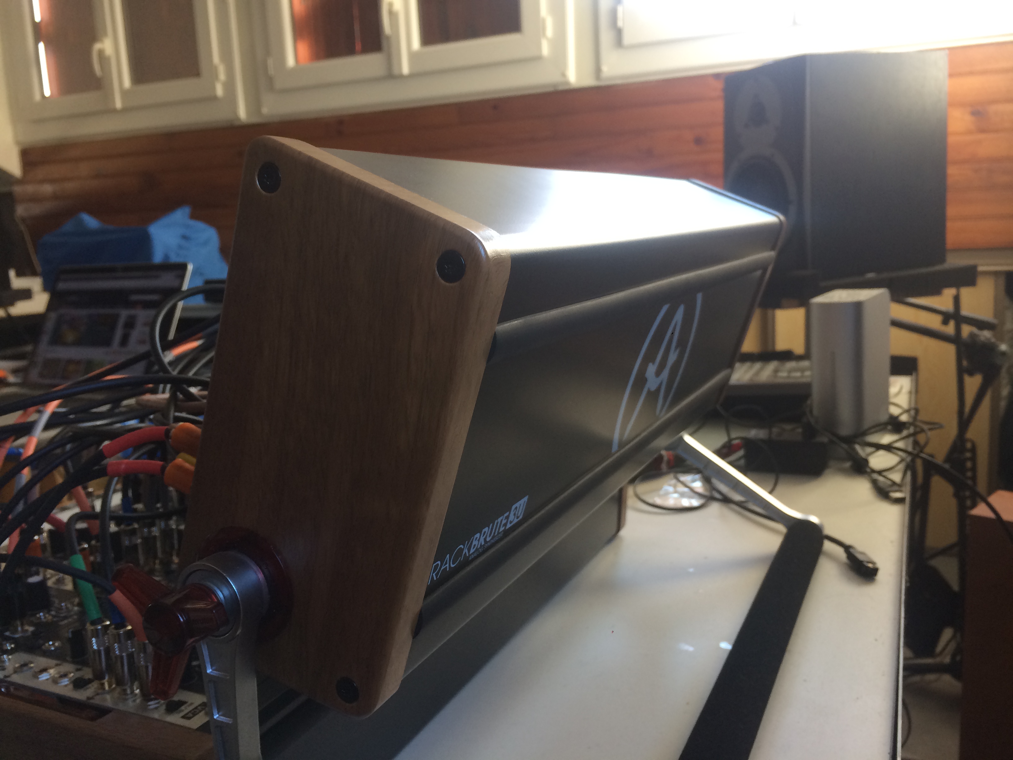 RackBrute 6U - Arturia RackBrute 6U - Audiofanzine