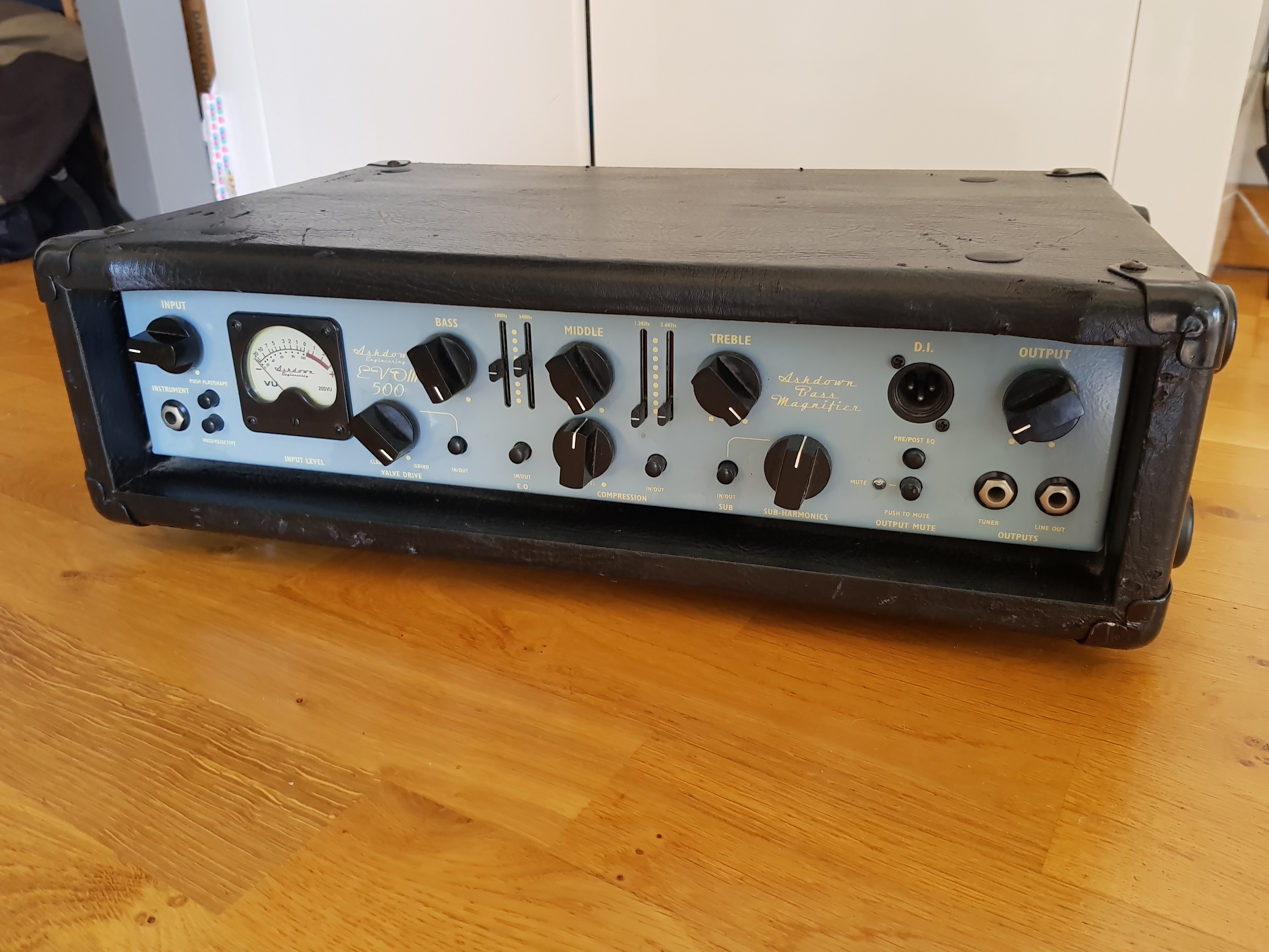 ABM 500 EVO III HEAD - Ashdown ABM 500 EVO III Head - Audiofanzine