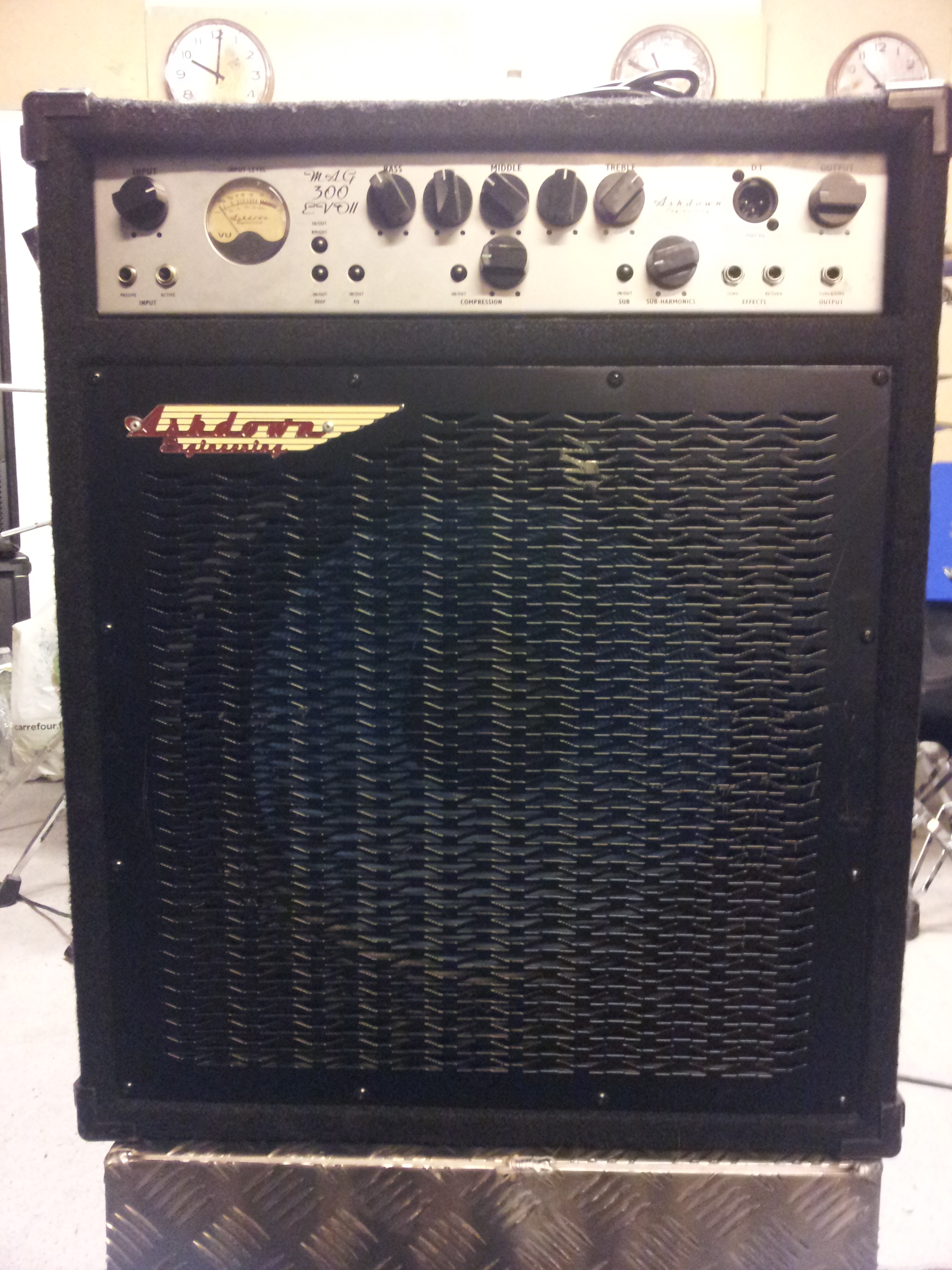 MAG C115-300 EVO II COMBO - Ashdown MAG C115-300 EVO II Combo ...