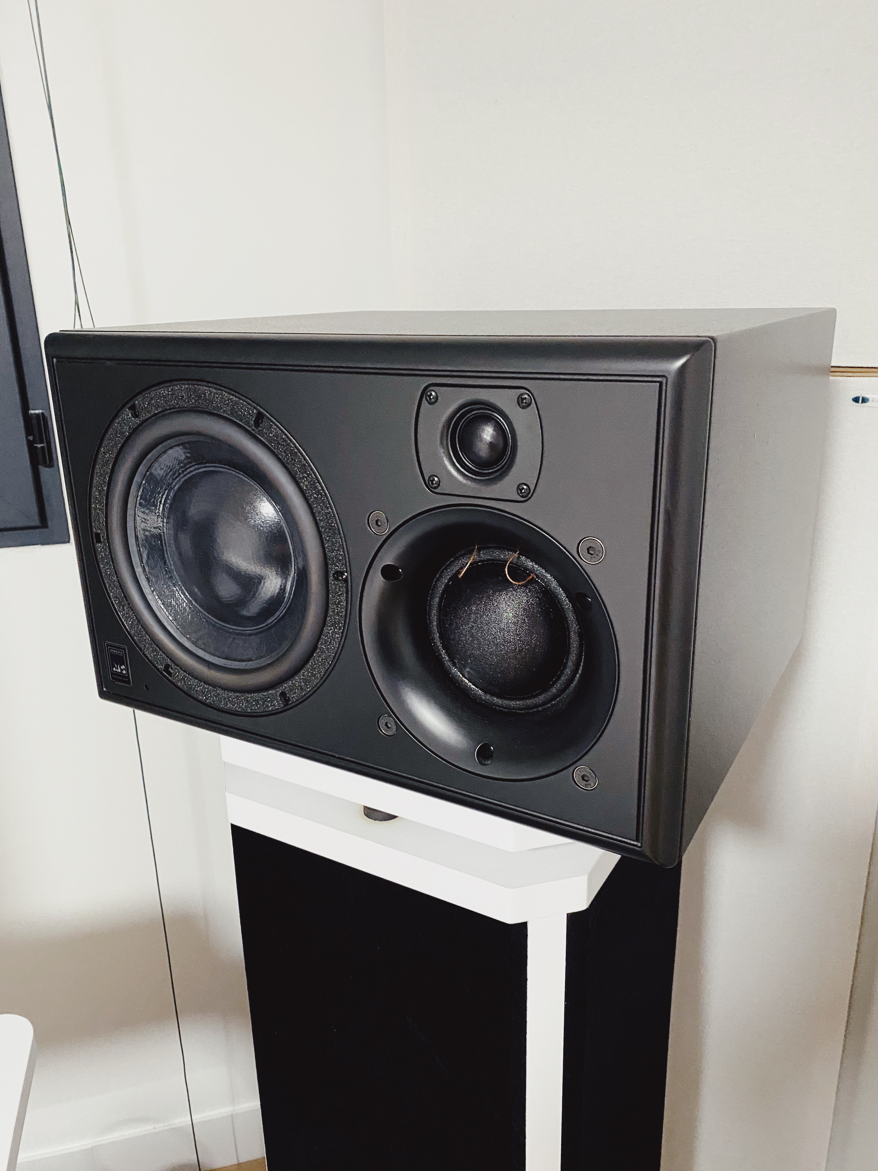 SCM25A Pro - ATC SCM25A Pro - Audiofanzine