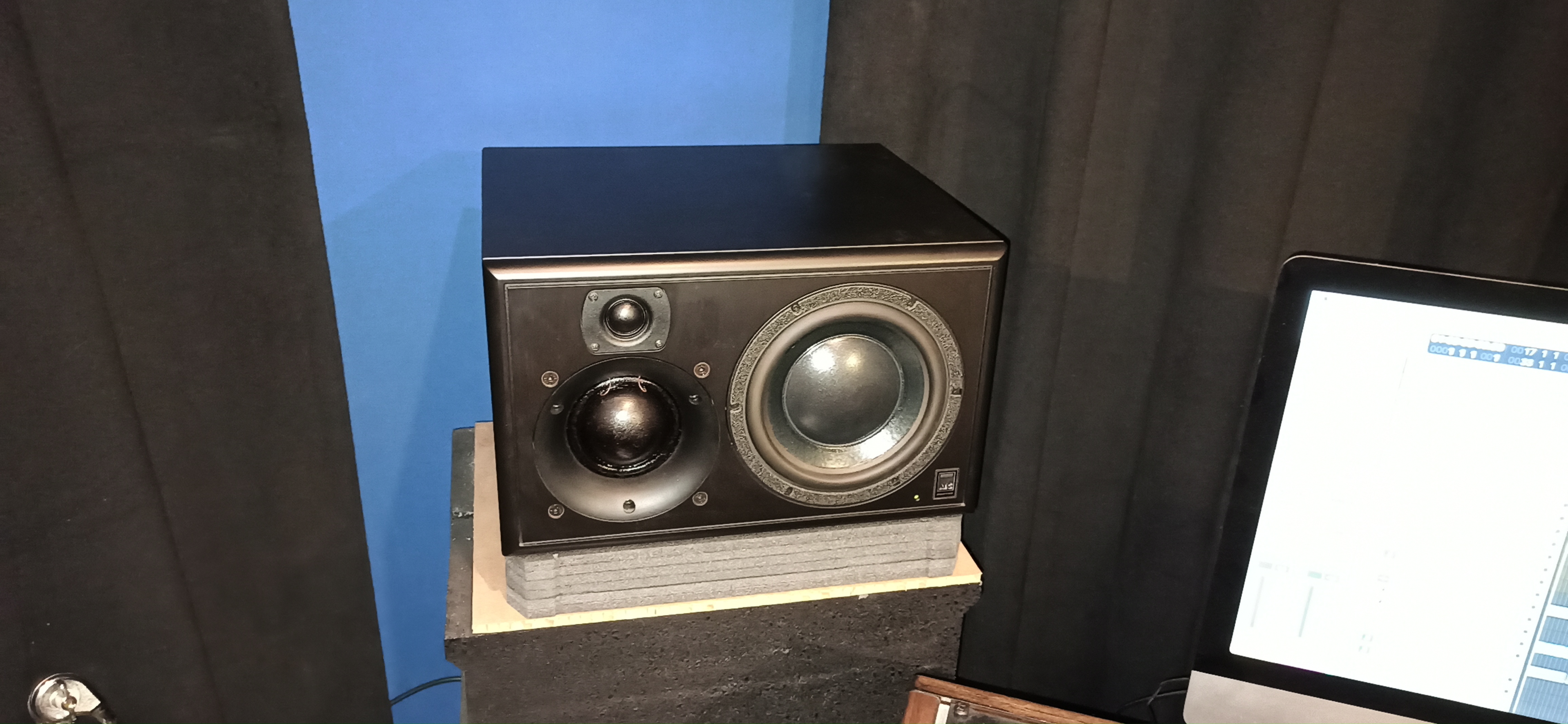 SCM25A Pro - ATC SCM25A Pro - Audiofanzine