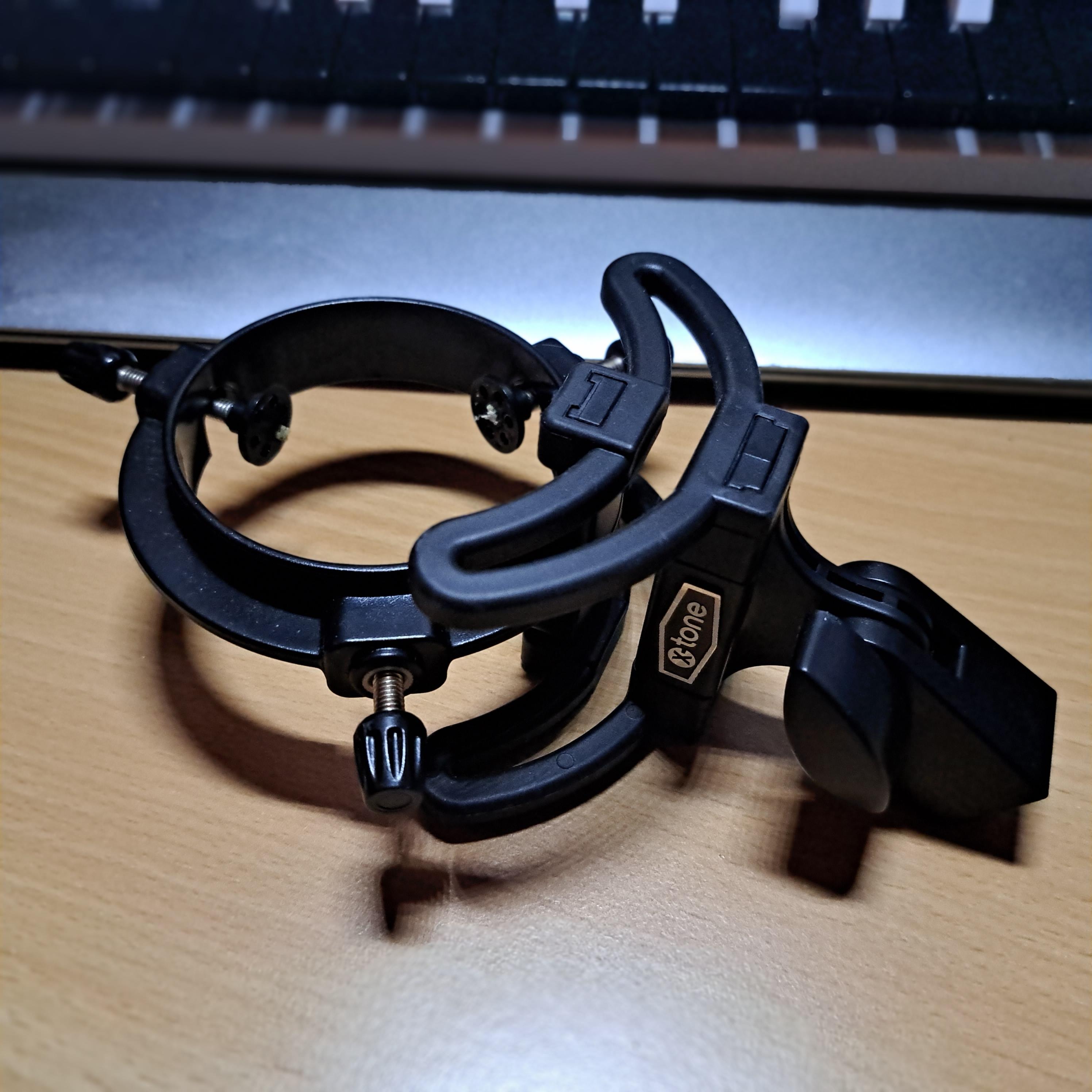 AT4033 - Audio-Technica AT4033 - Audiofanzine