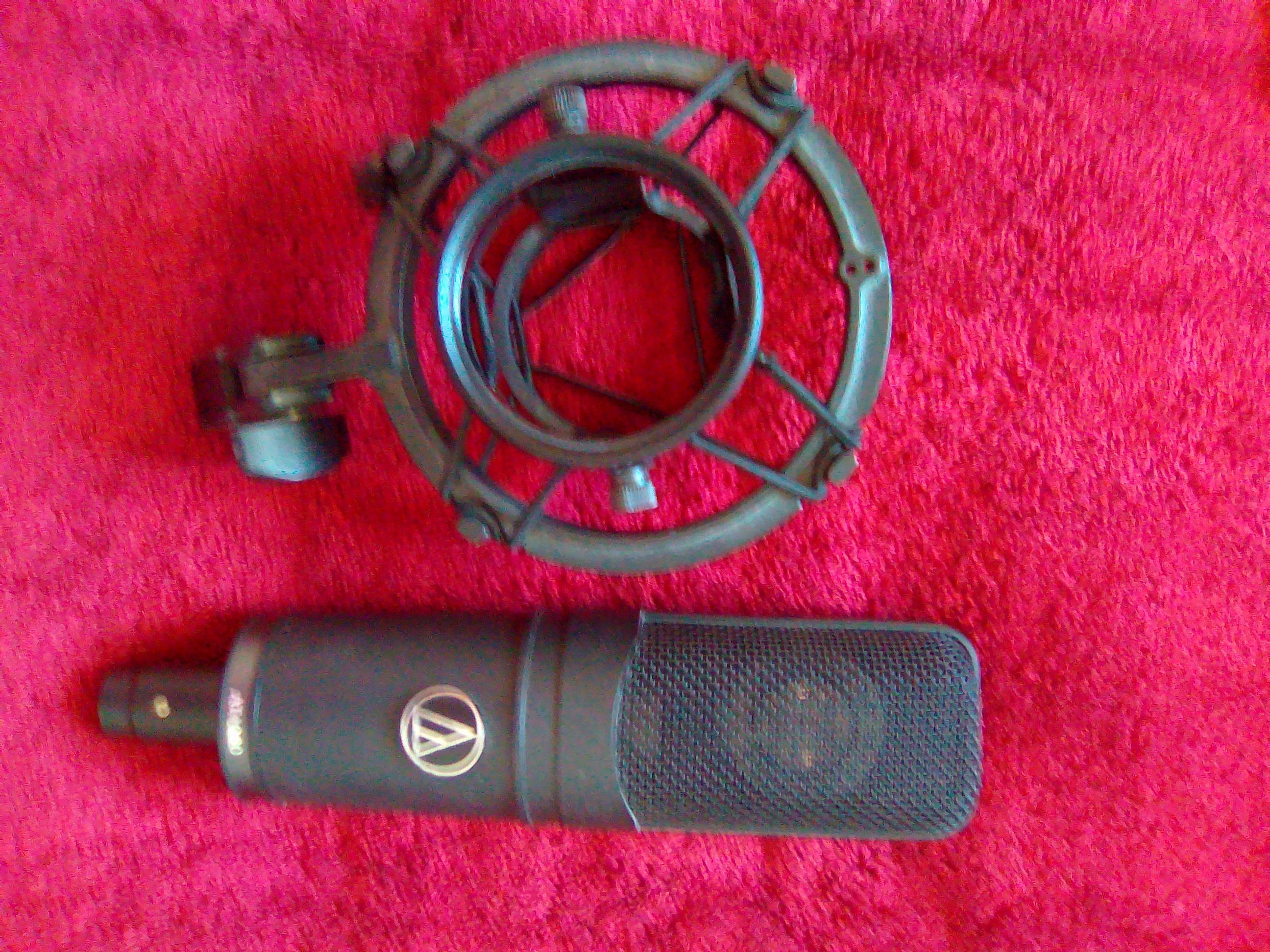 AT4060 - Audio-Technica AT4060 - Audiofanzine