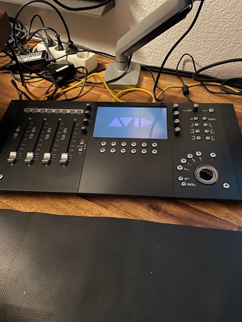 Artist Control - Avid Artist Control - Audiofanzine