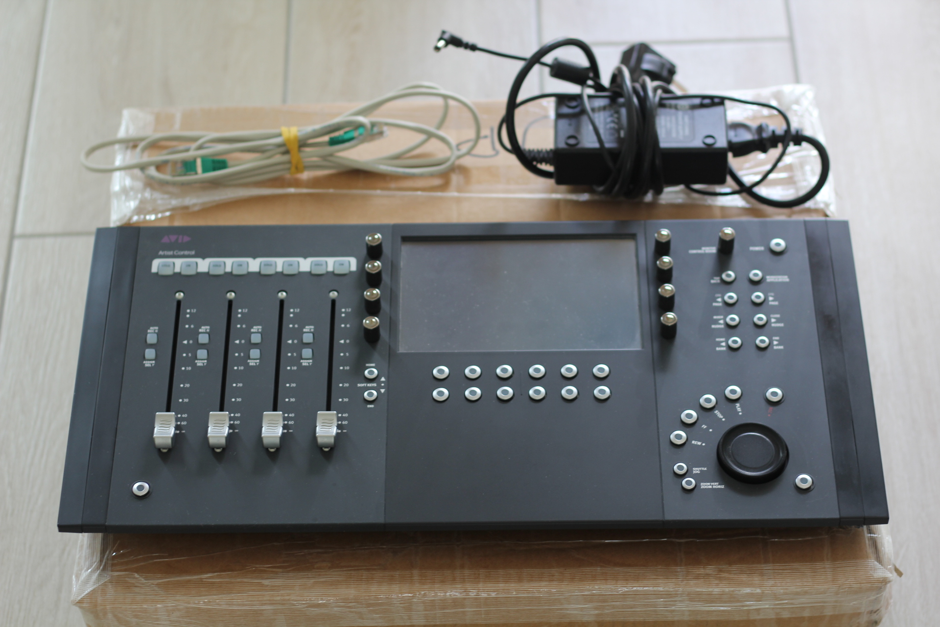 Artist Control - Avid Artist Control - Audiofanzine