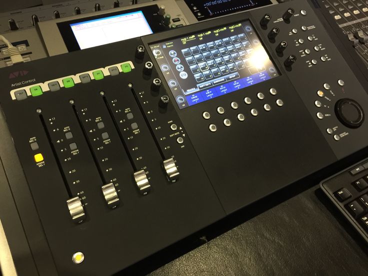 Artist Control V2 - Avid Artist Control V2 - Audiofanzine