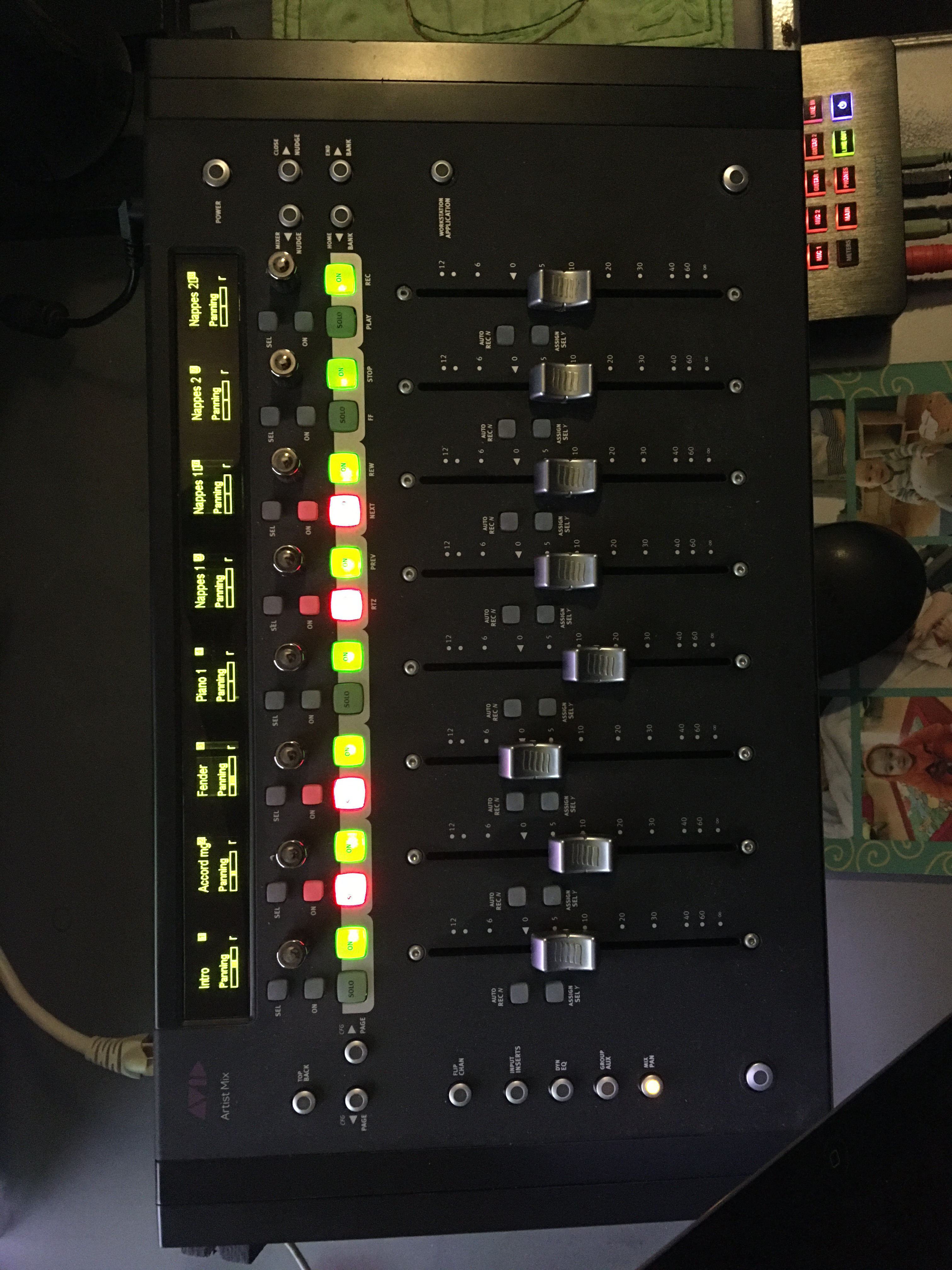 Artist Mix v2 - Avid Artist Mix v2 - Audiofanzine