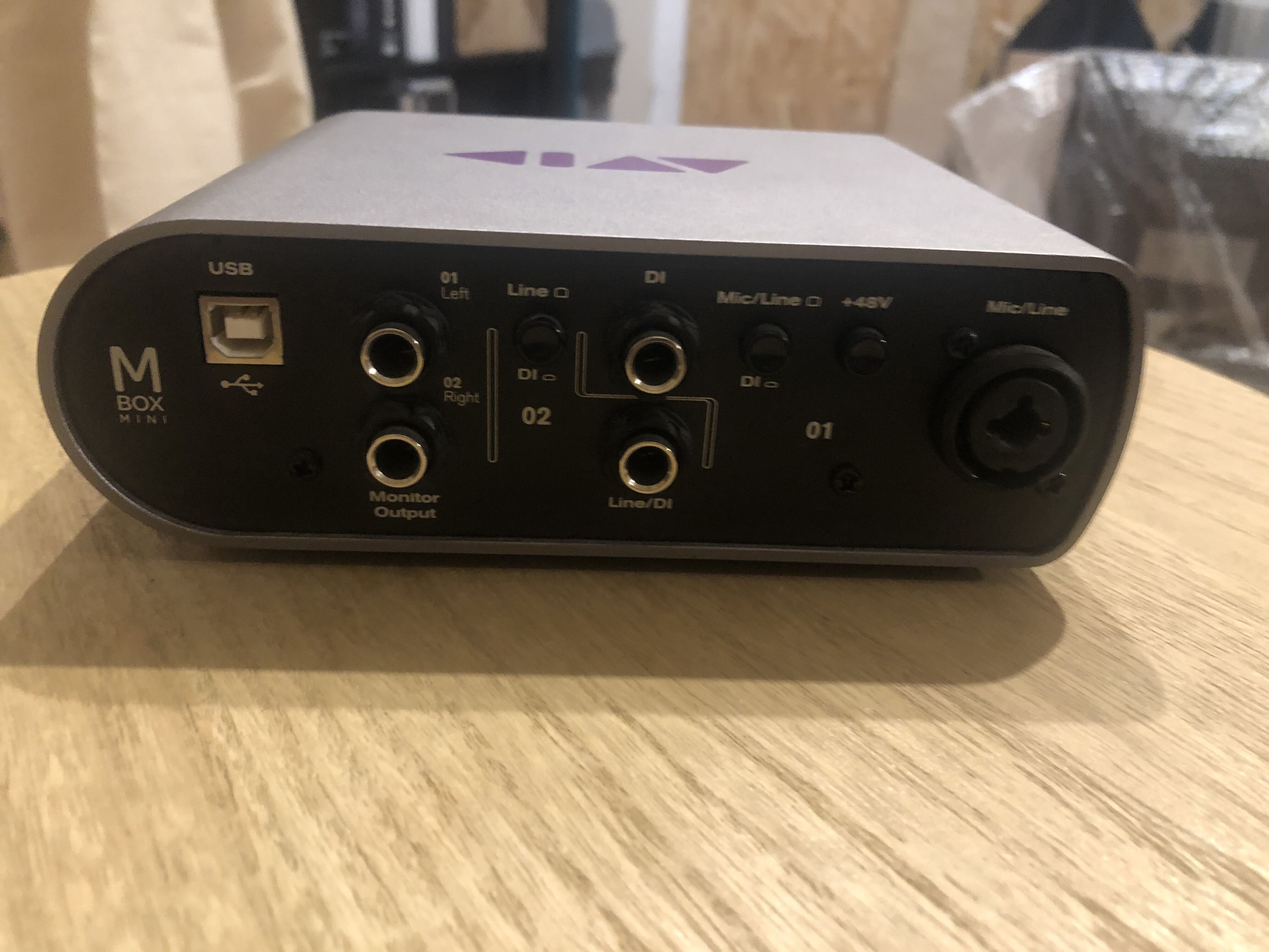 Mbox 3 Mini - Avid Mbox 3 Mini - Audiofanzine