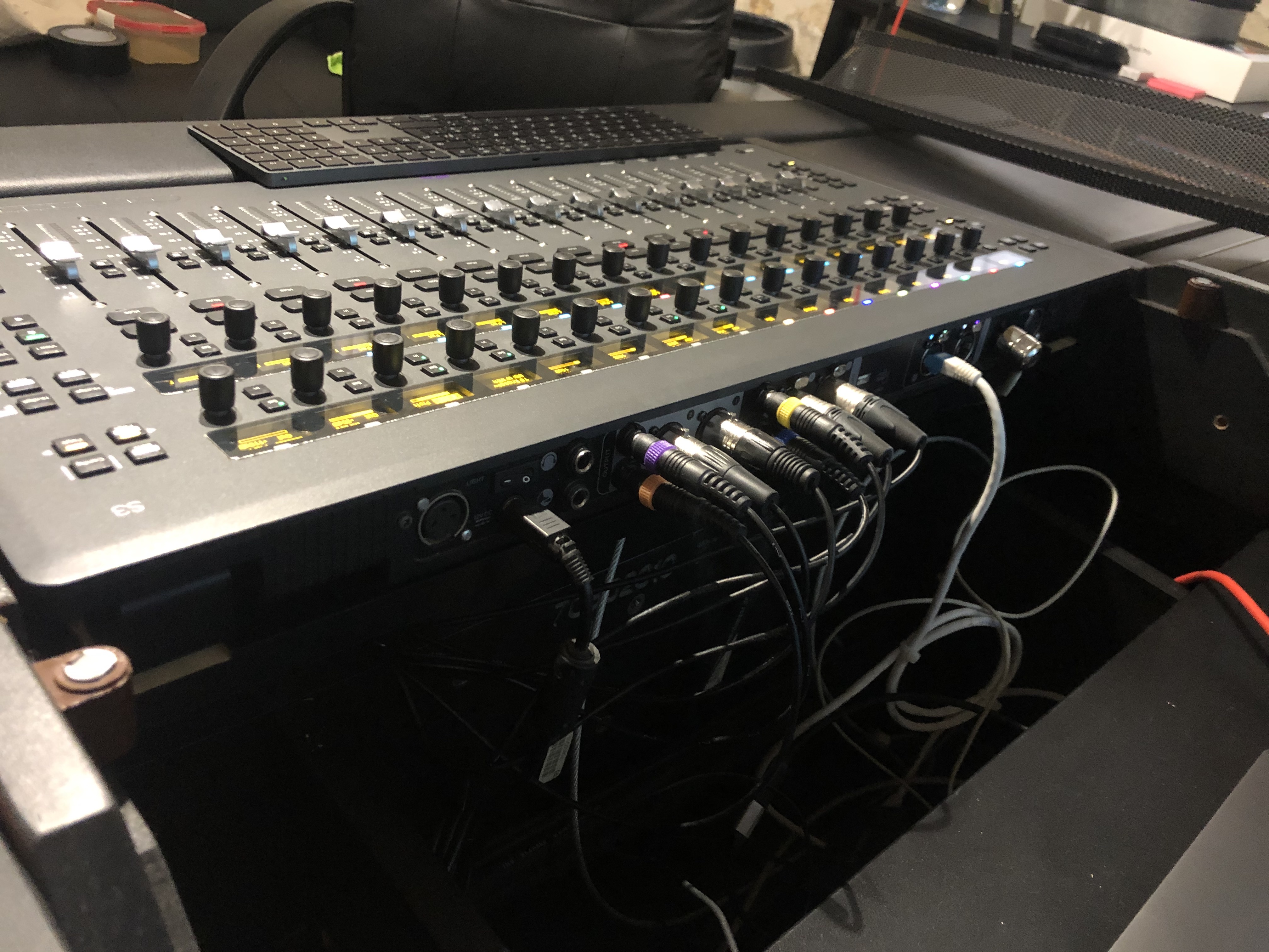 Pro Tools | S3 - Avid Pro Tools | S3 - Audiofanzine