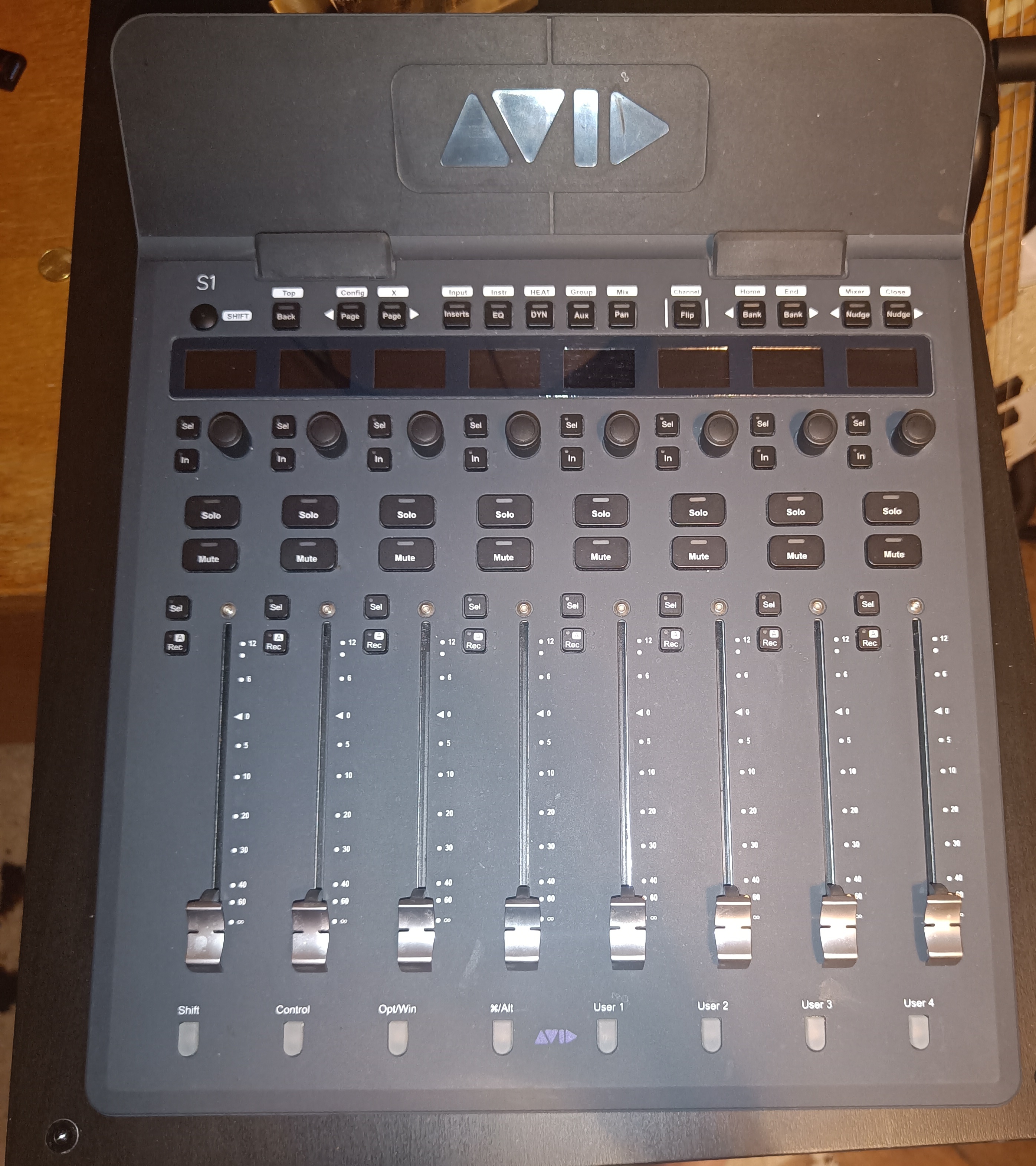 S1 - Avid S1 - Audiofanzine