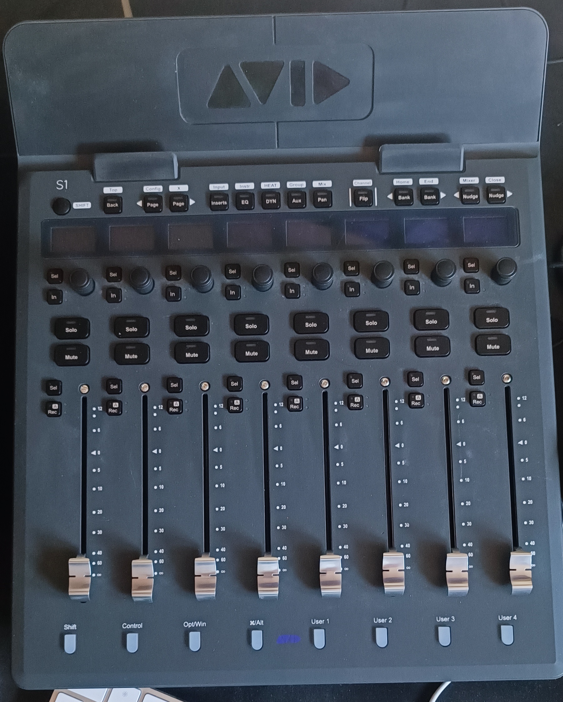 S1 - Avid S1 - Audiofanzine