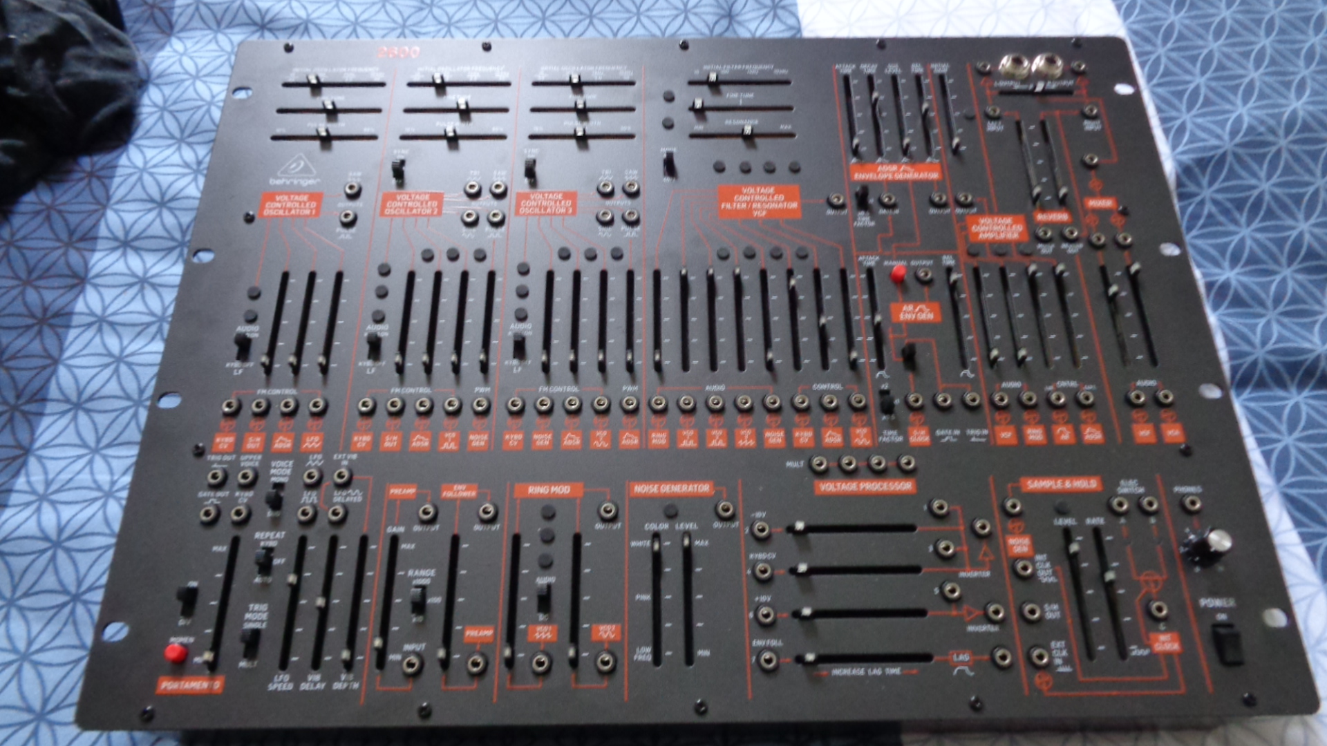 2600 - Behringer 2600 - Audiofanzine