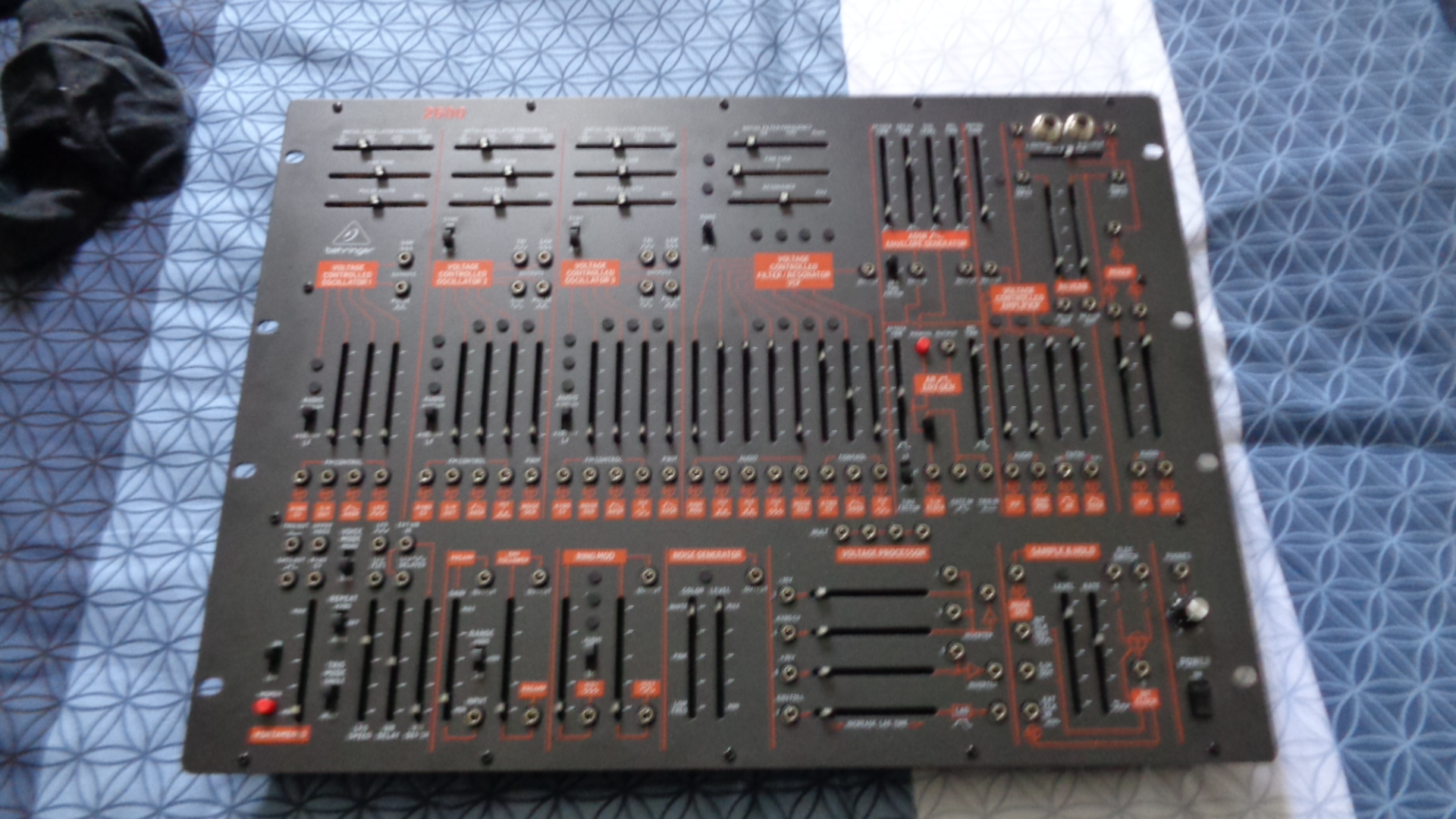 2600 - Behringer 2600 - Audiofanzine