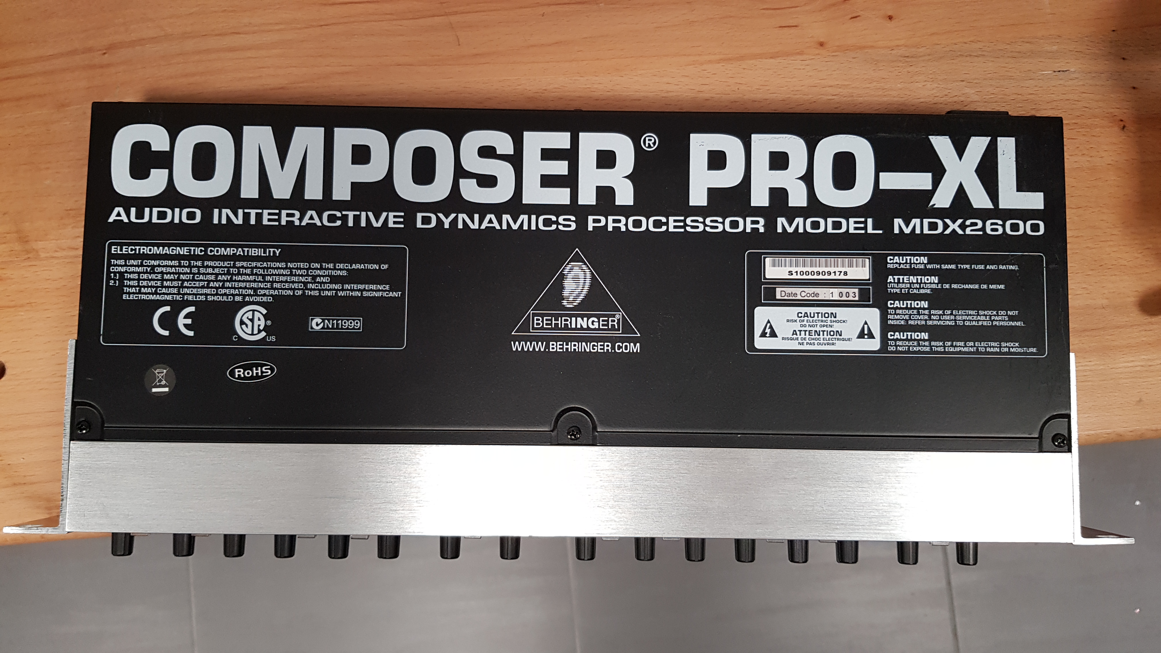 COMPOSER PRO-XL MDX2600 - Behringer Composer Pro-XL MDX2600 - Audiofanzine