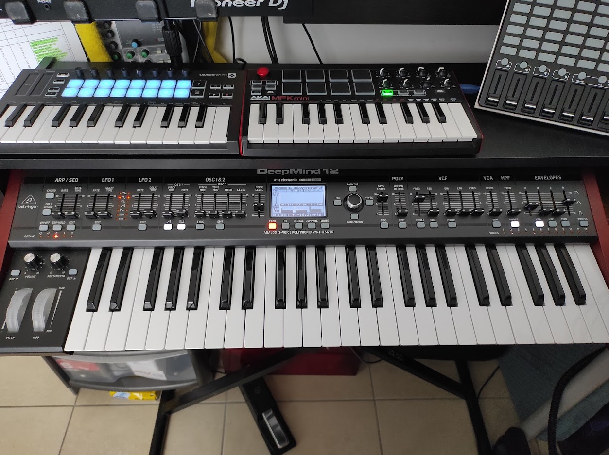 DeepMind 12 - Behringer DeepMind 12 - Audiofanzine