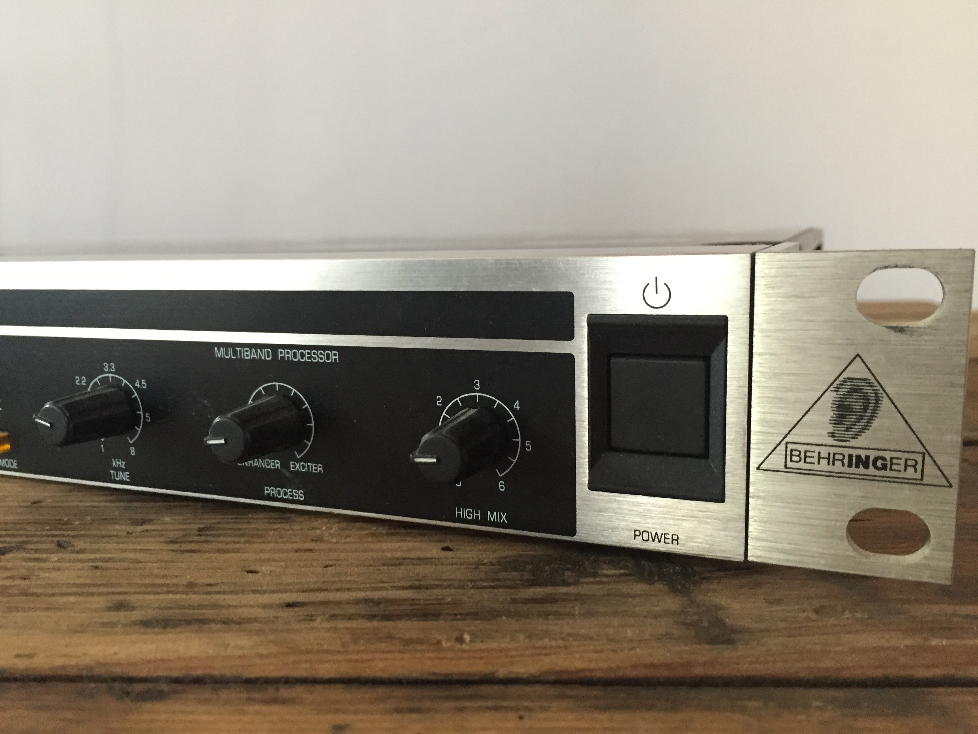 DUALFEX PRO EX2200 - Behringer DualFex Pro EX2200 - Audiofanzine