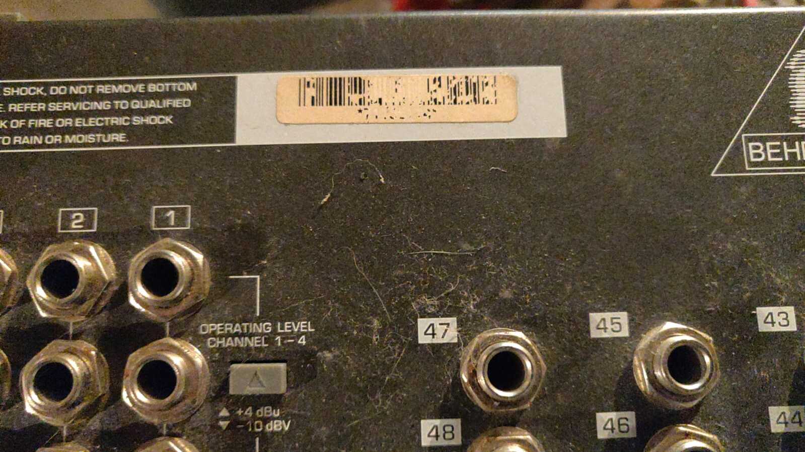 Eurodesk MX8000 - Behringer Eurodesk MX8000 - Audiofanzine