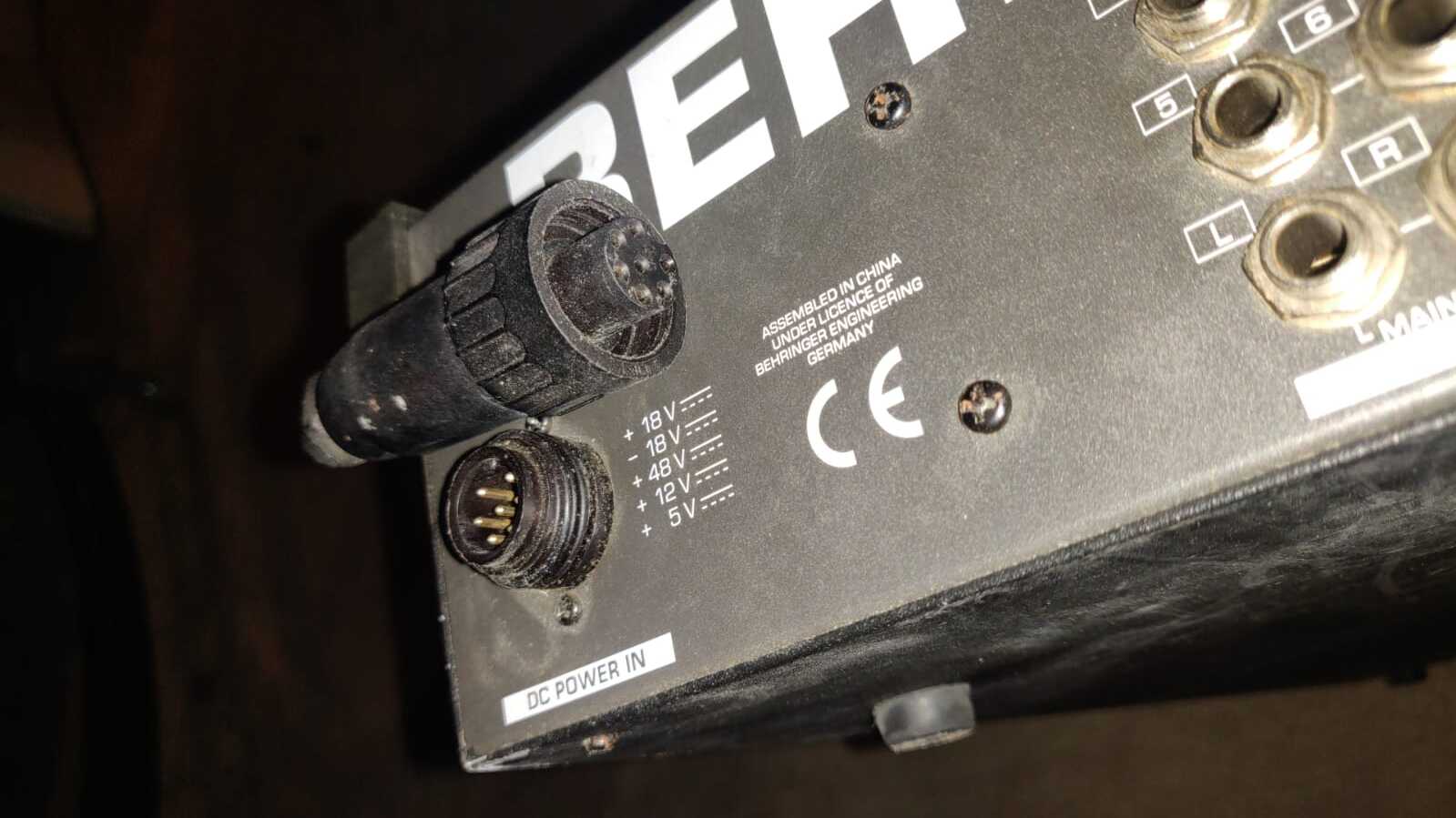 Eurodesk MX8000 - Behringer Eurodesk MX8000 - Audiofanzine