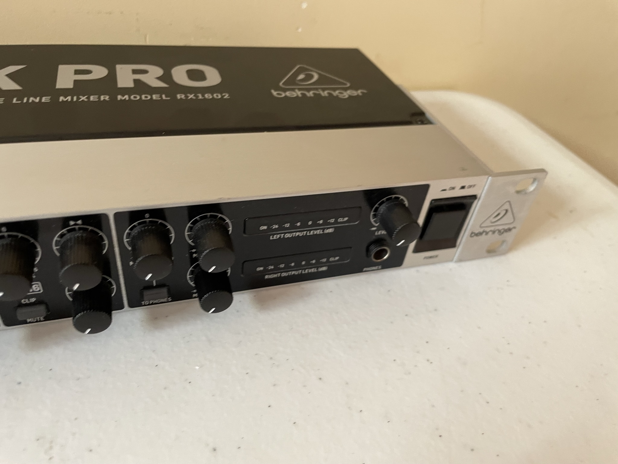 Eurorack RX1602 V2 - Behringer Eurorack RX1602 V2 - Audiofanzine