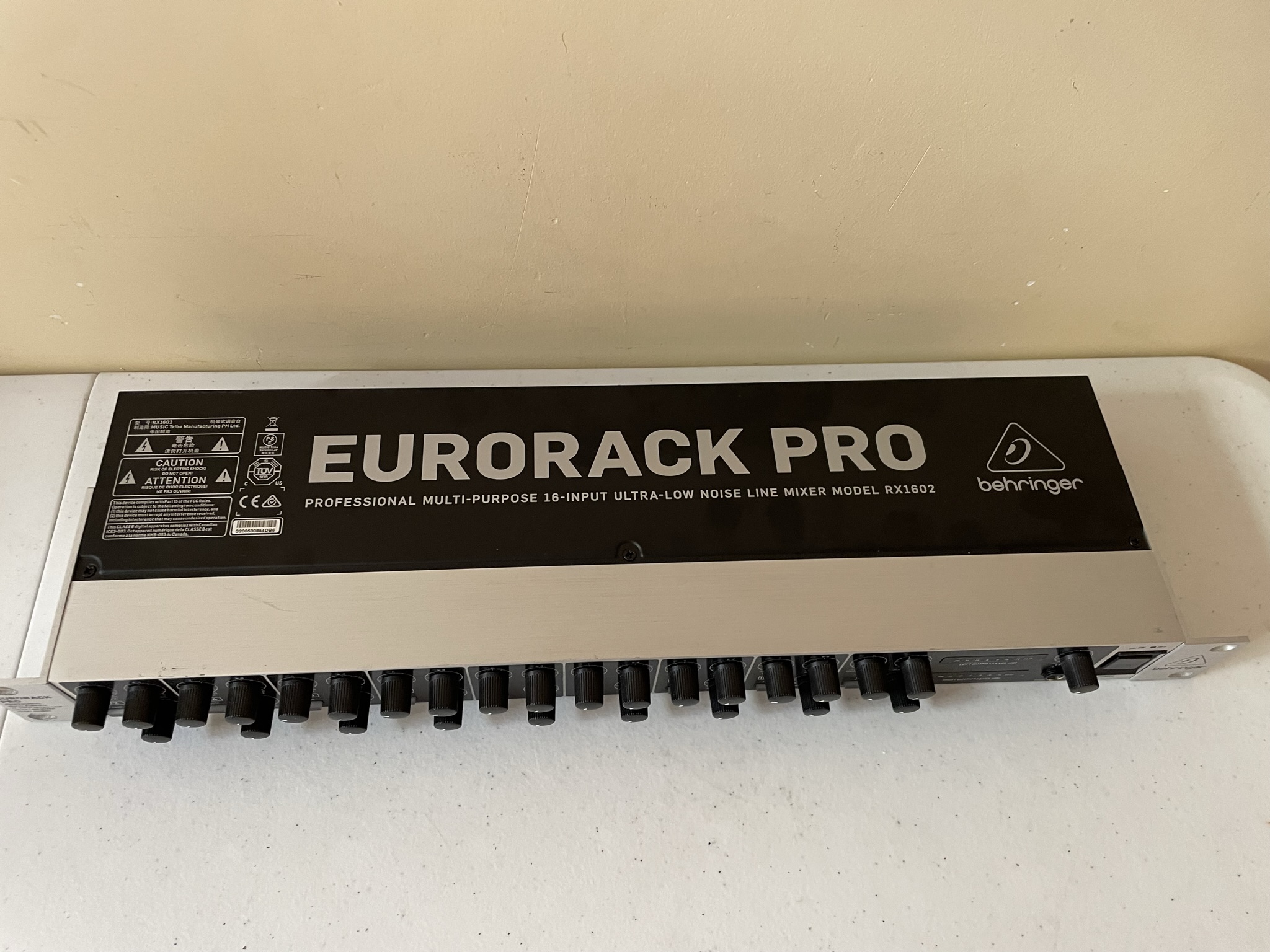 Eurorack RX1602 V2 - Behringer Eurorack RX1602 V2 - Audiofanzine