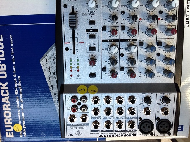 EURORACK UB1002 - Behringer Eurorack UB1002 - Audiofanzine