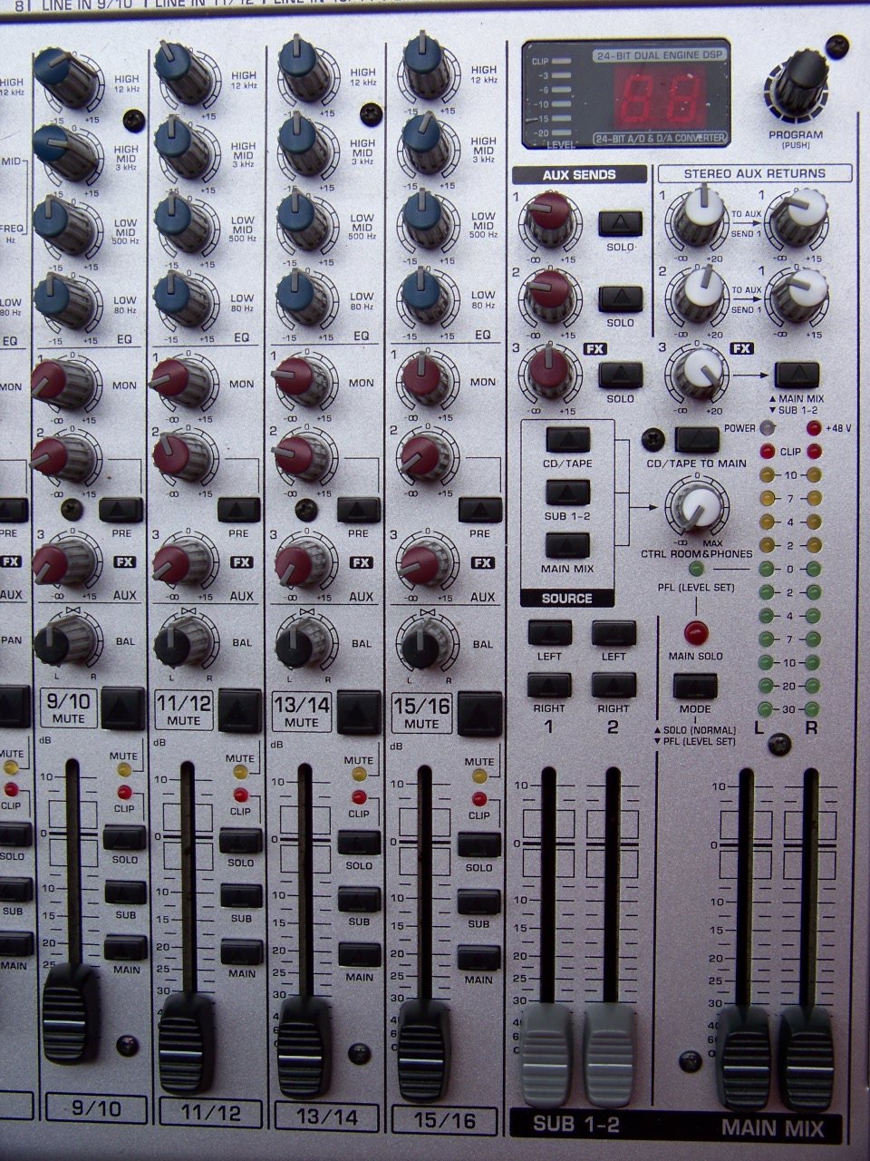 Behringer Eurorack UB2222FX-Pro image (#270035) - Audiofanzine