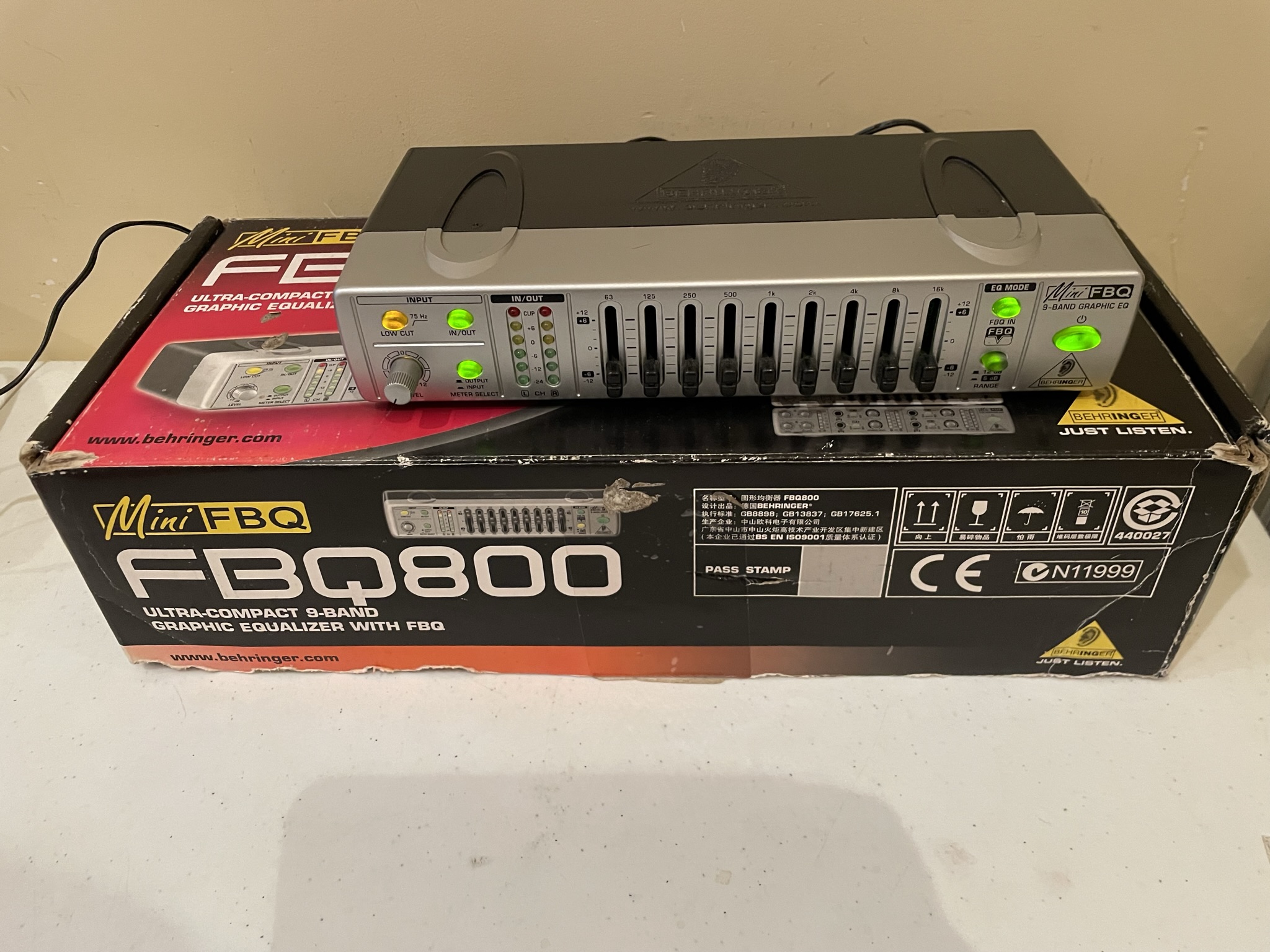 MINIFBQ FBQ800 - Behringer MINIFBQ FBQ800 - Audiofanzine