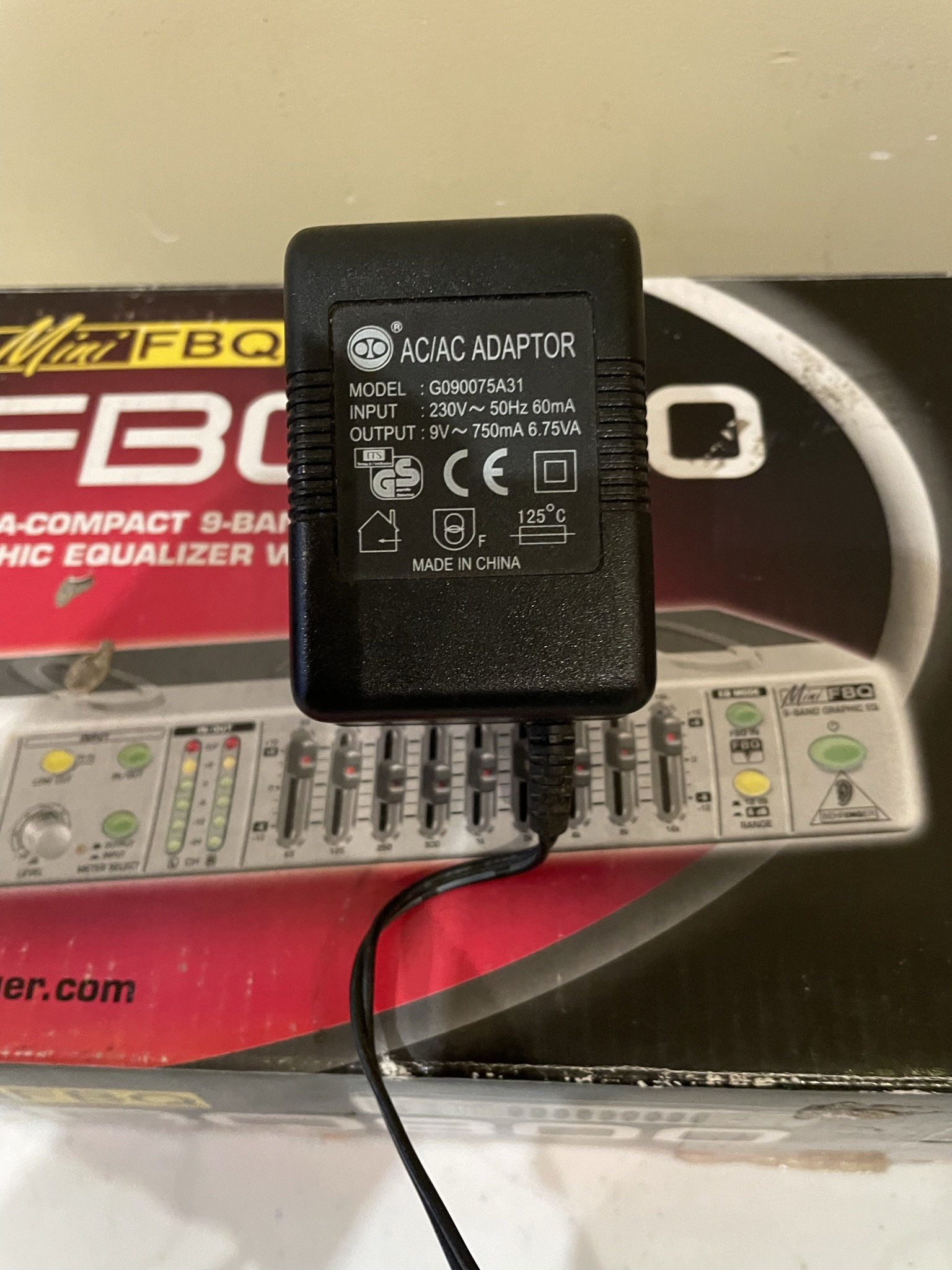 MINIFBQ FBQ800 - Behringer MINIFBQ FBQ800 - Audiofanzine