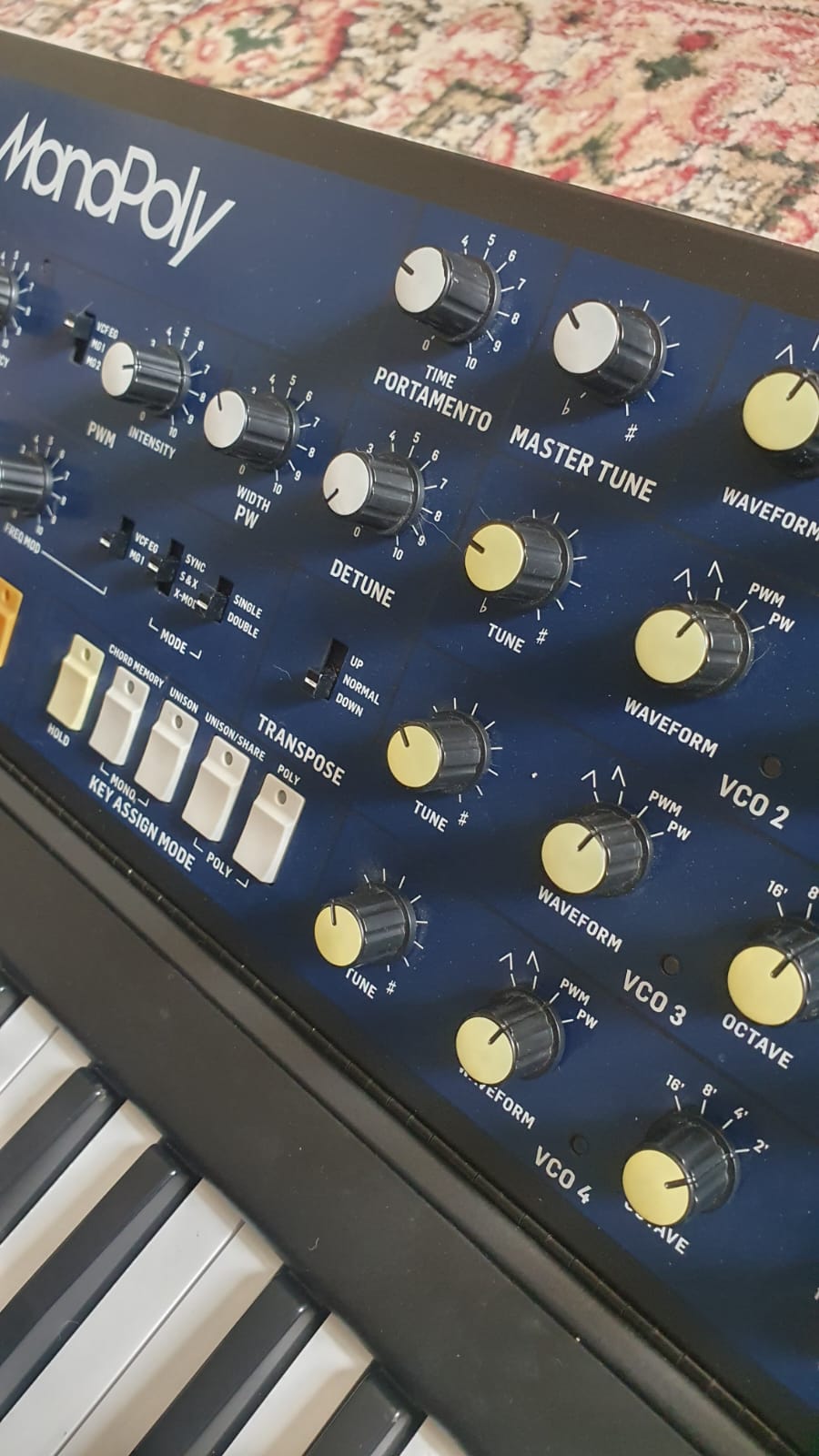 MonoPoly - Behringer MonoPoly - Audiofanzine