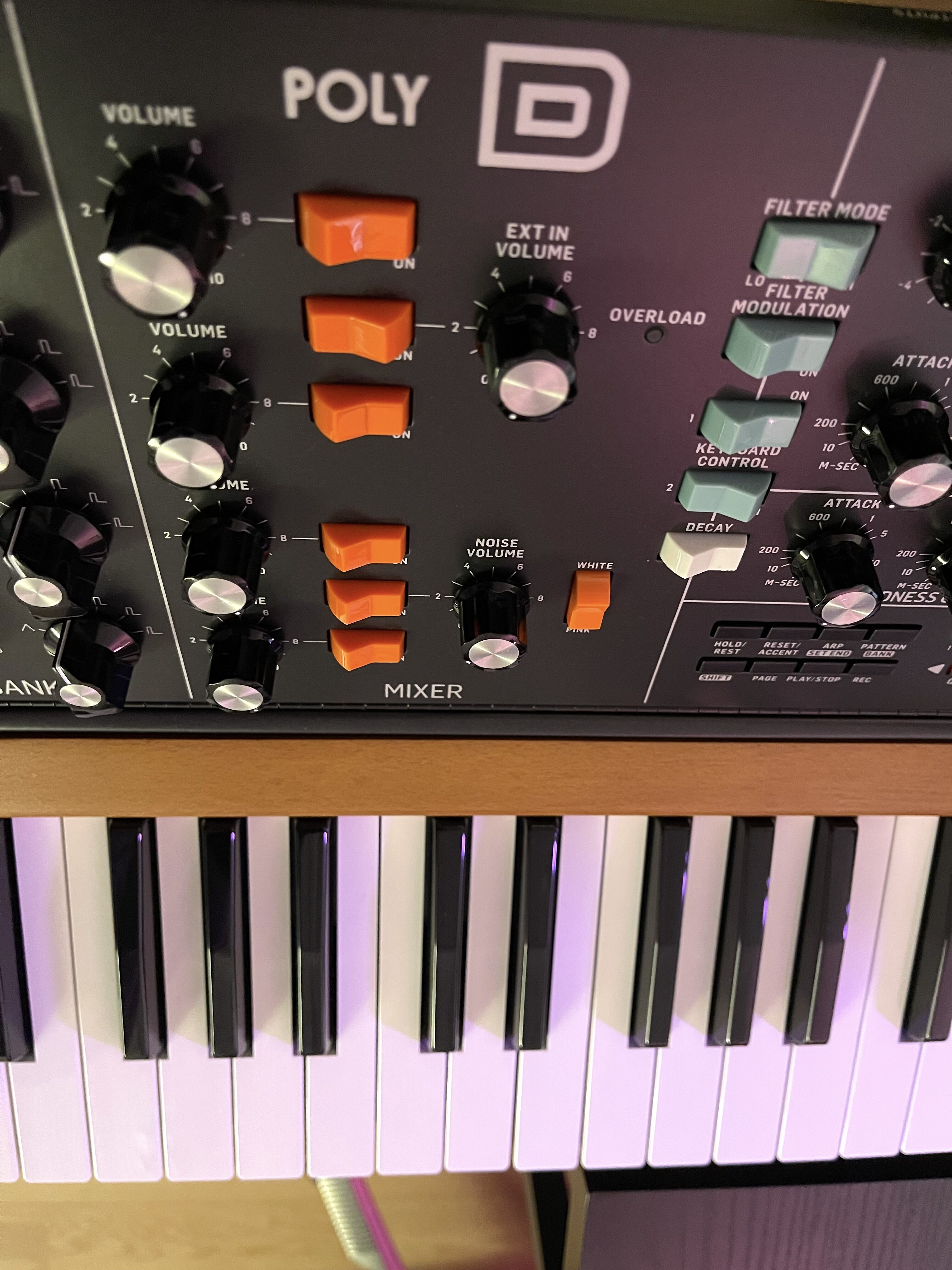 Poly D - Behringer Poly D - Audiofanzine