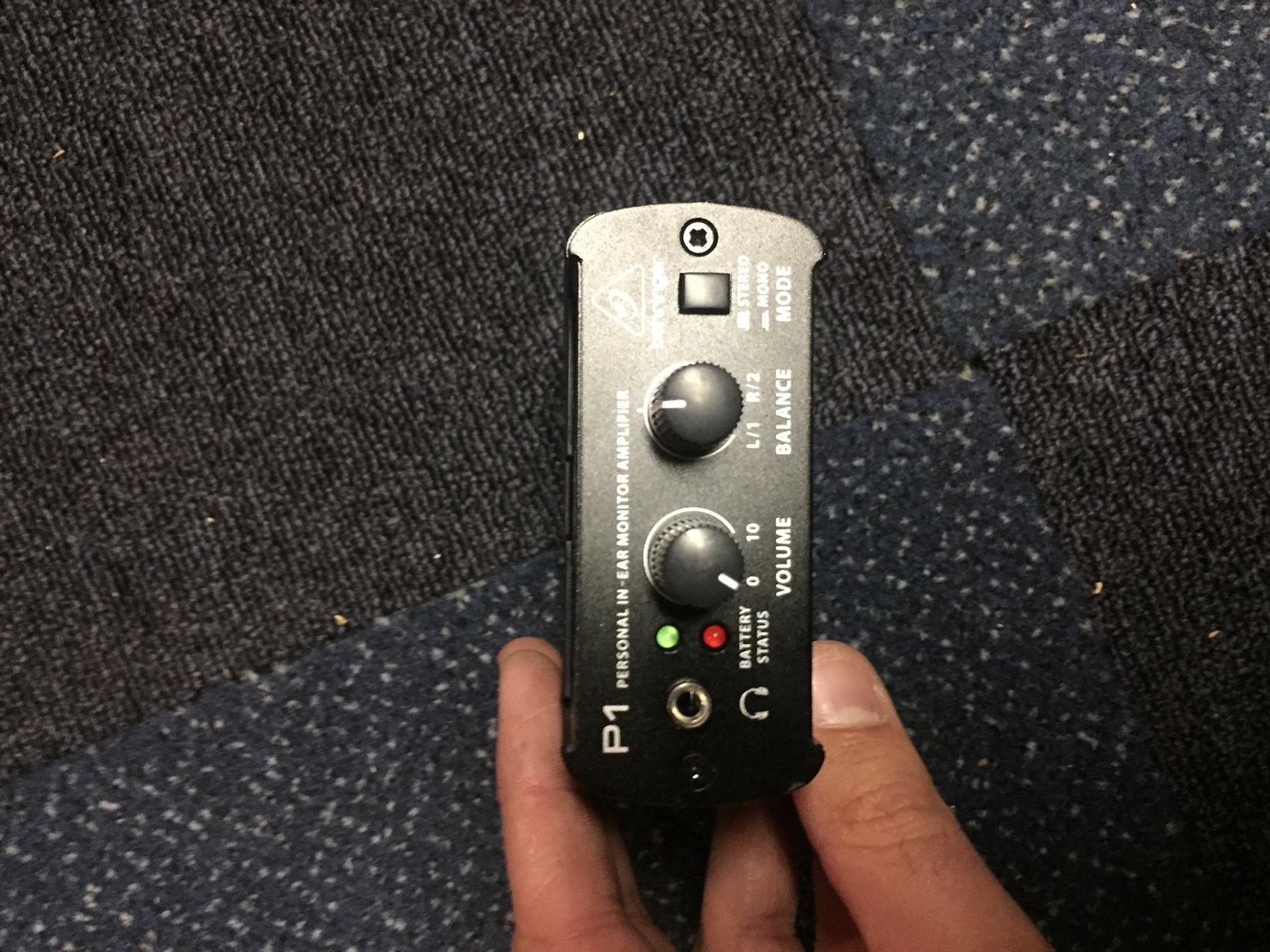 POWERPLAY 1 P1 - Behringer Powerplay 1 P1 - Audiofanzine