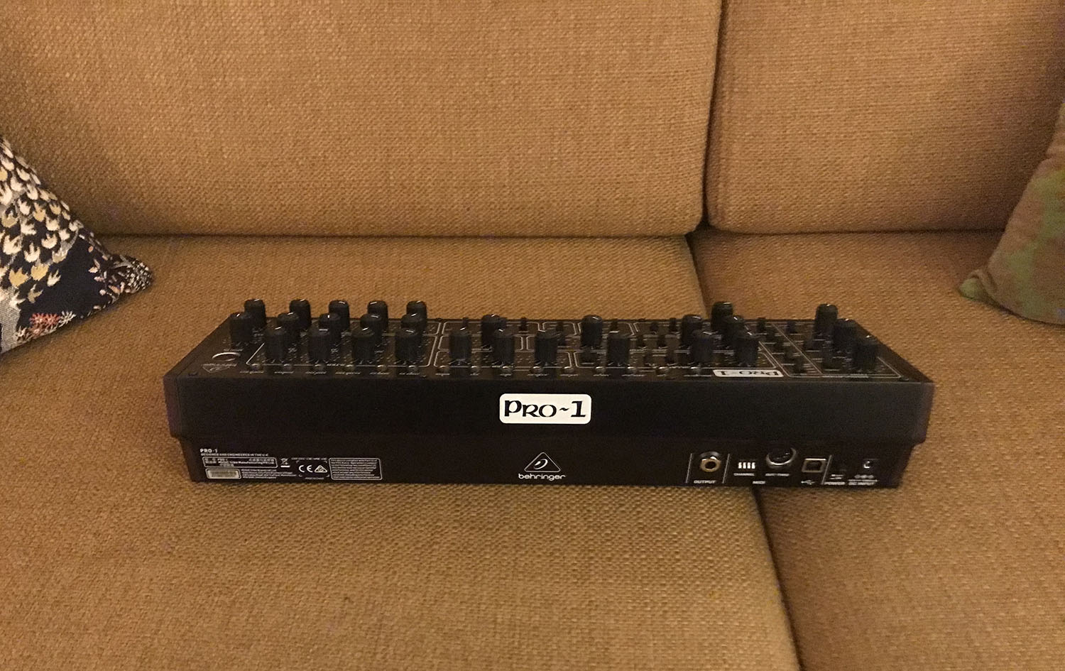 Pro-1 - Behringer Pro-1 - Audiofanzine