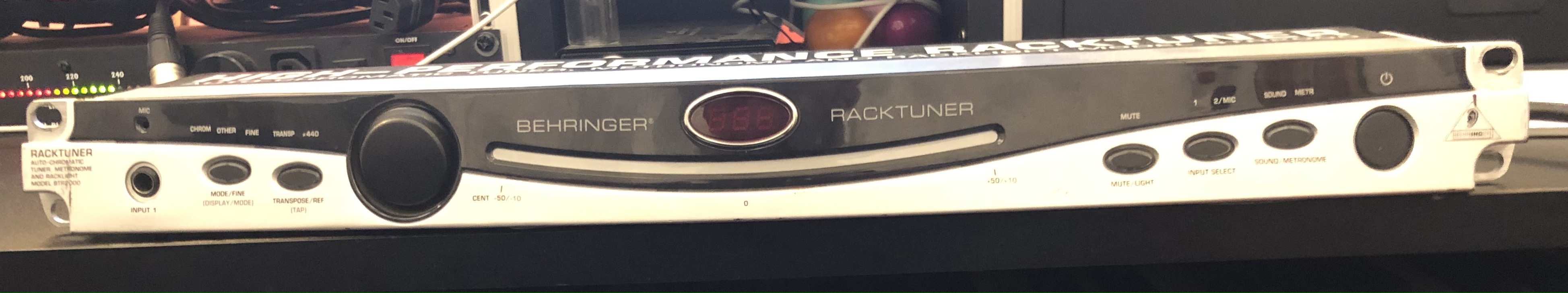 Racktuner BTR2000 - Behringer Racktuner BTR2000 - Audiofanzine