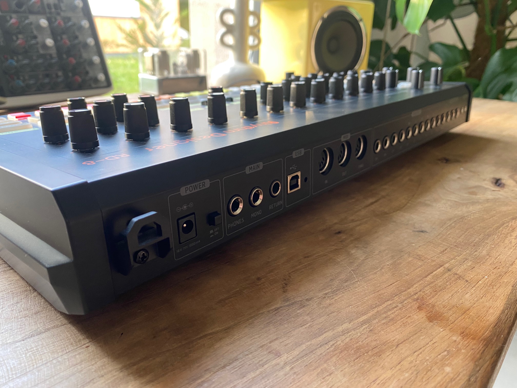 RD-8 - Behringer RD-8 - Audiofanzine