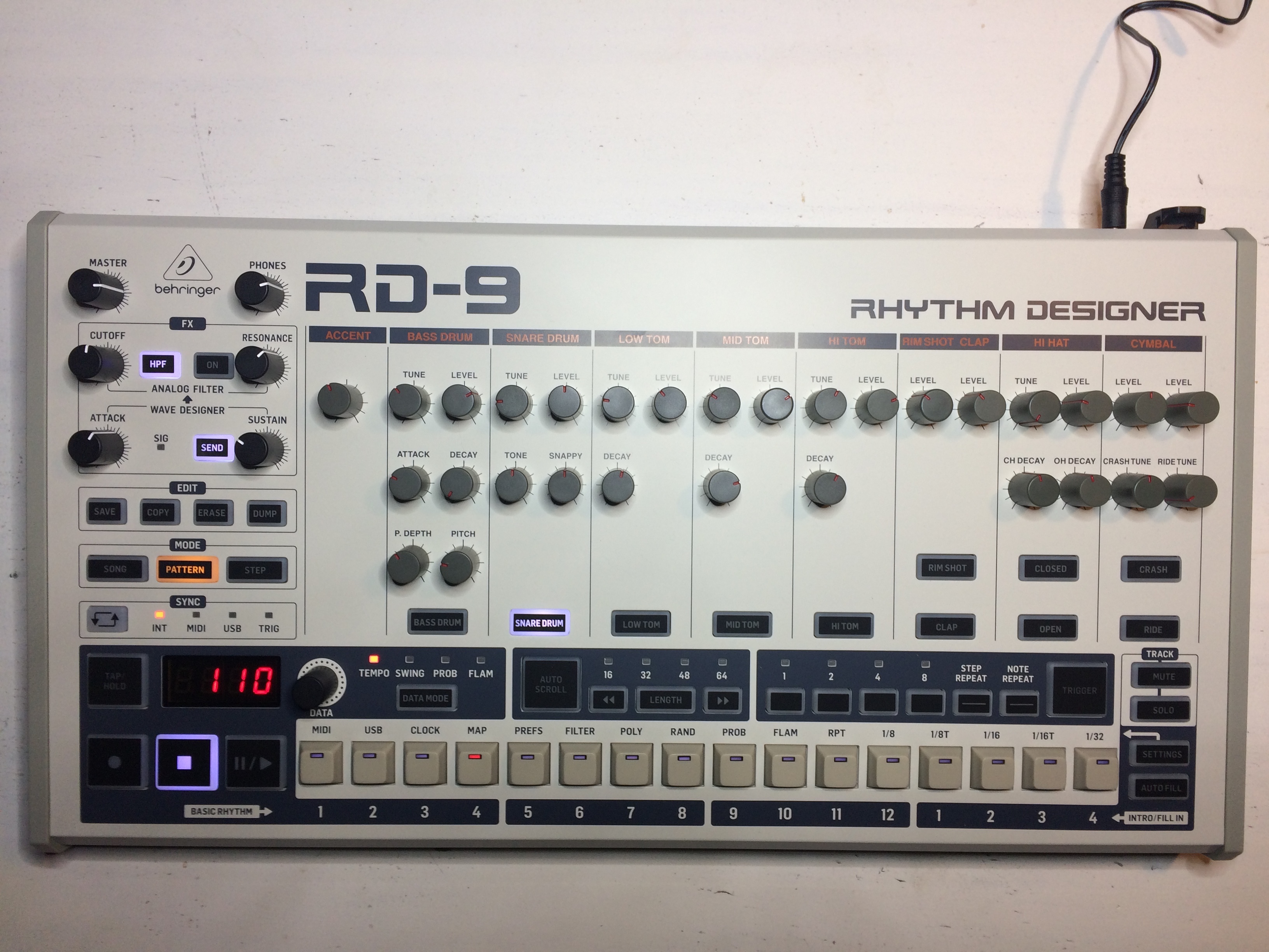 RD-9 - Behringer RD-9 - Audiofanzine