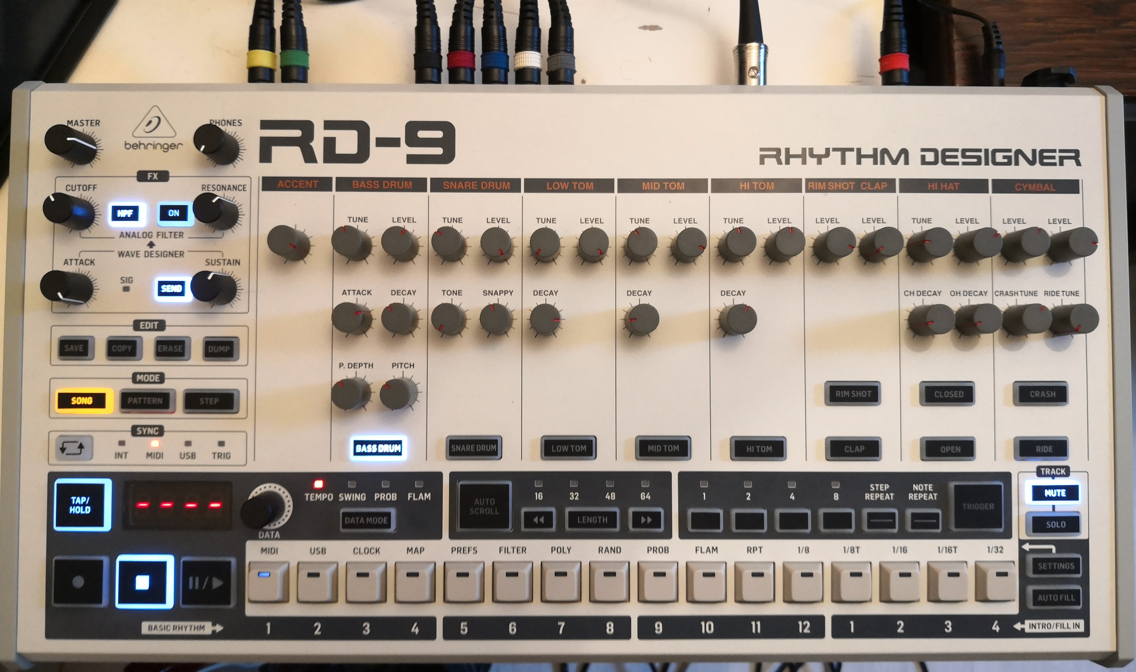 RD-9 - Behringer RD-9 - Audiofanzine