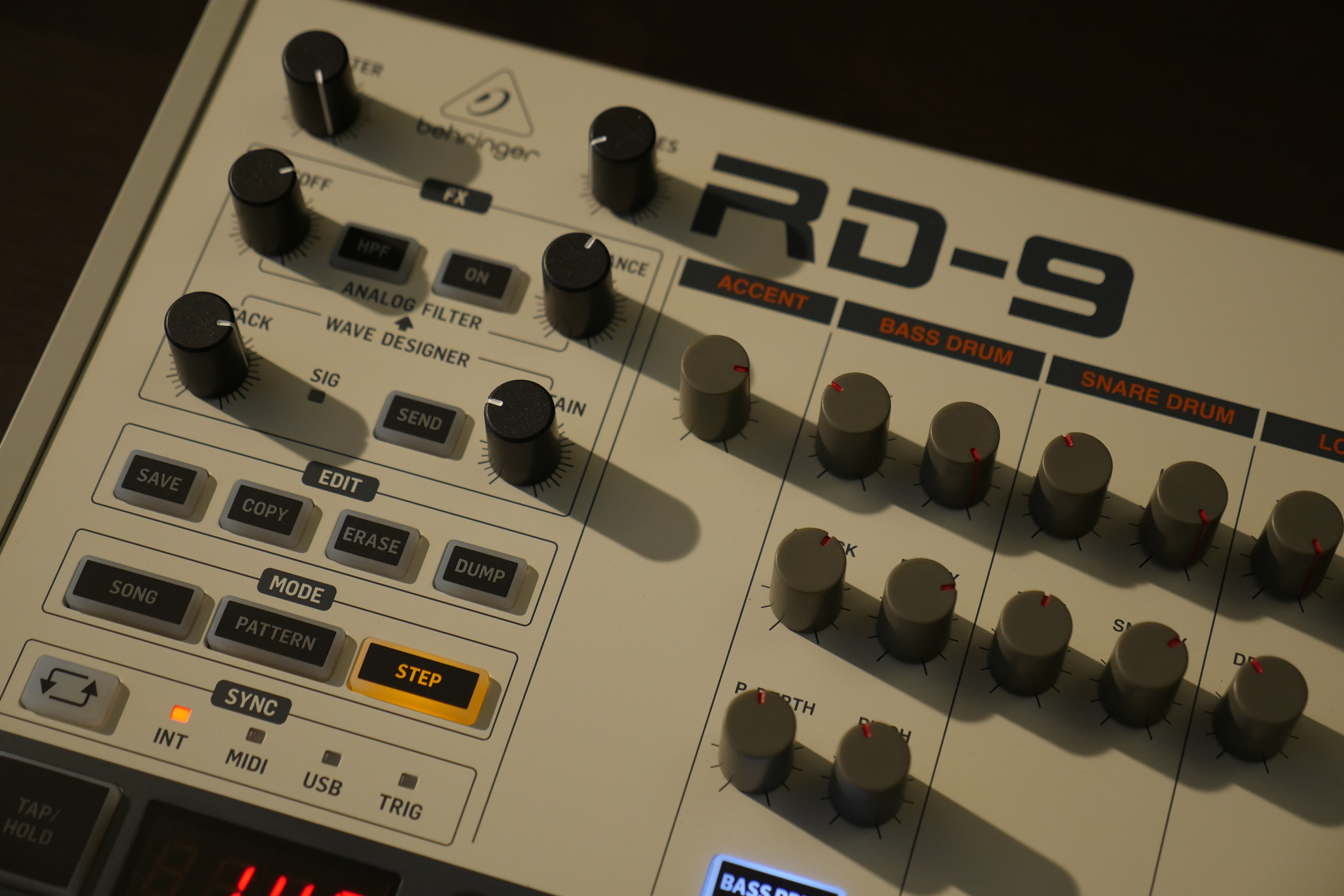 RD-9 - Behringer RD-9 - Audiofanzine