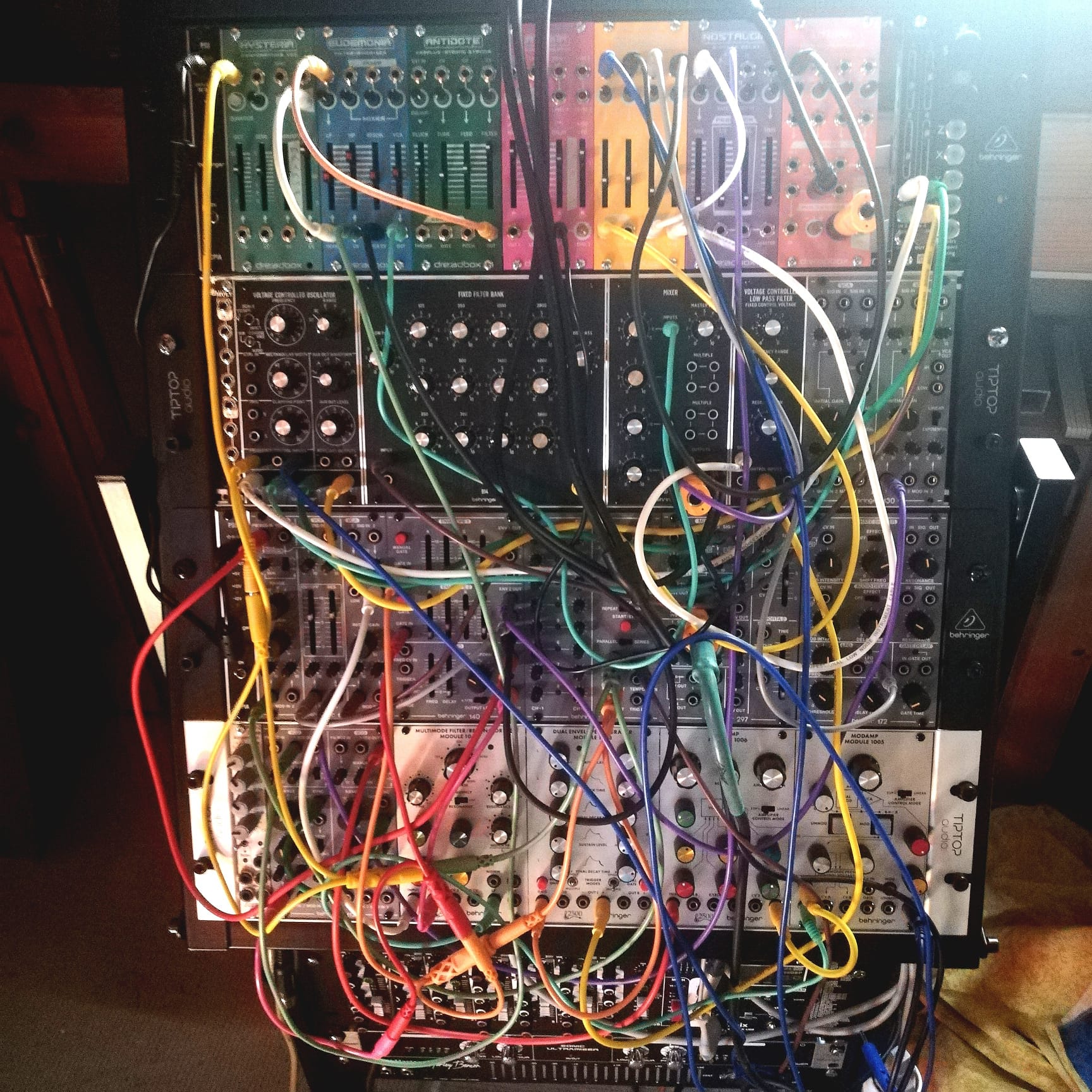 System 100 - Behringer System 100 - Audiofanzine