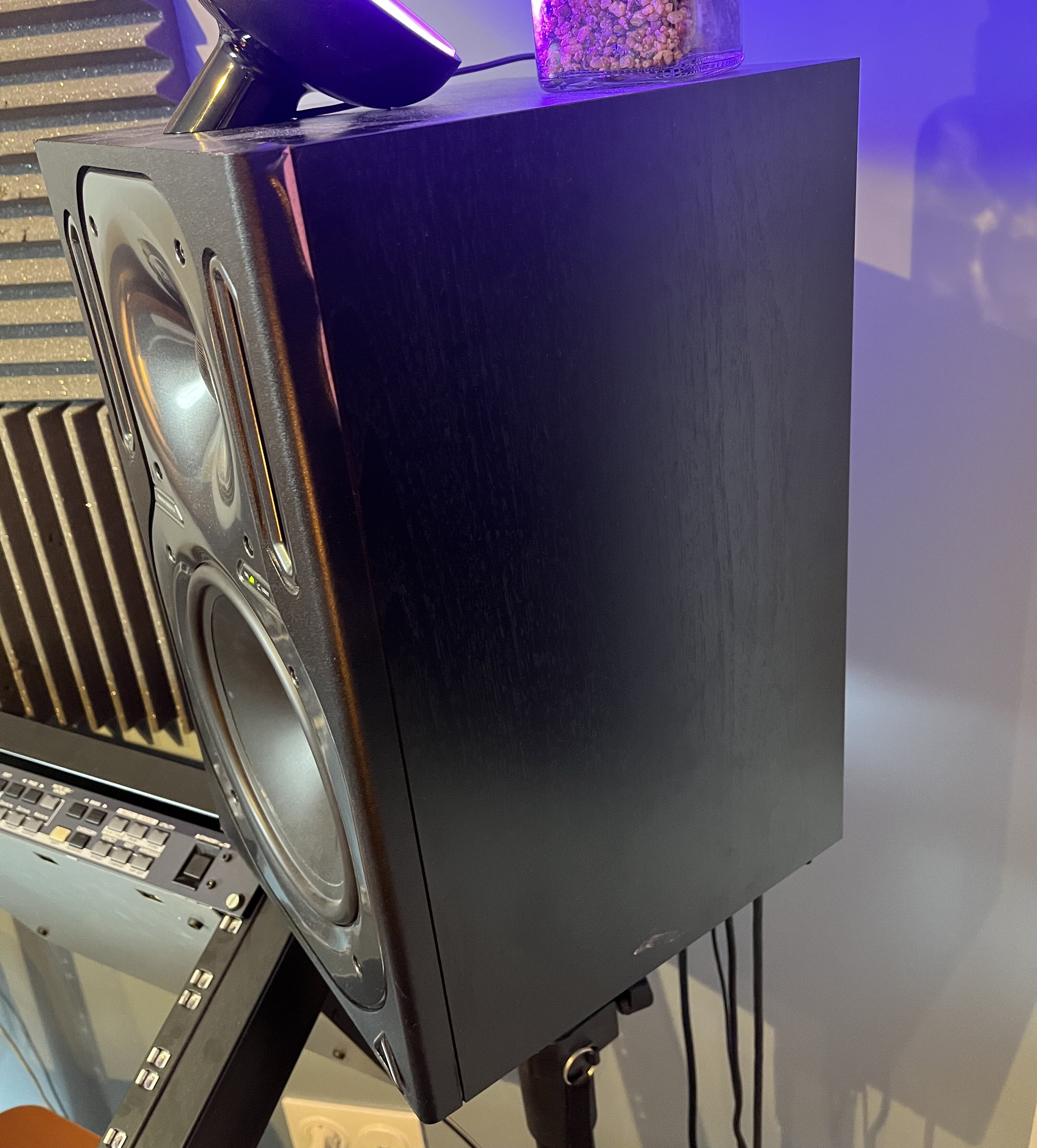 Truth B2031A - Behringer Truth B2031A - Audiofanzine