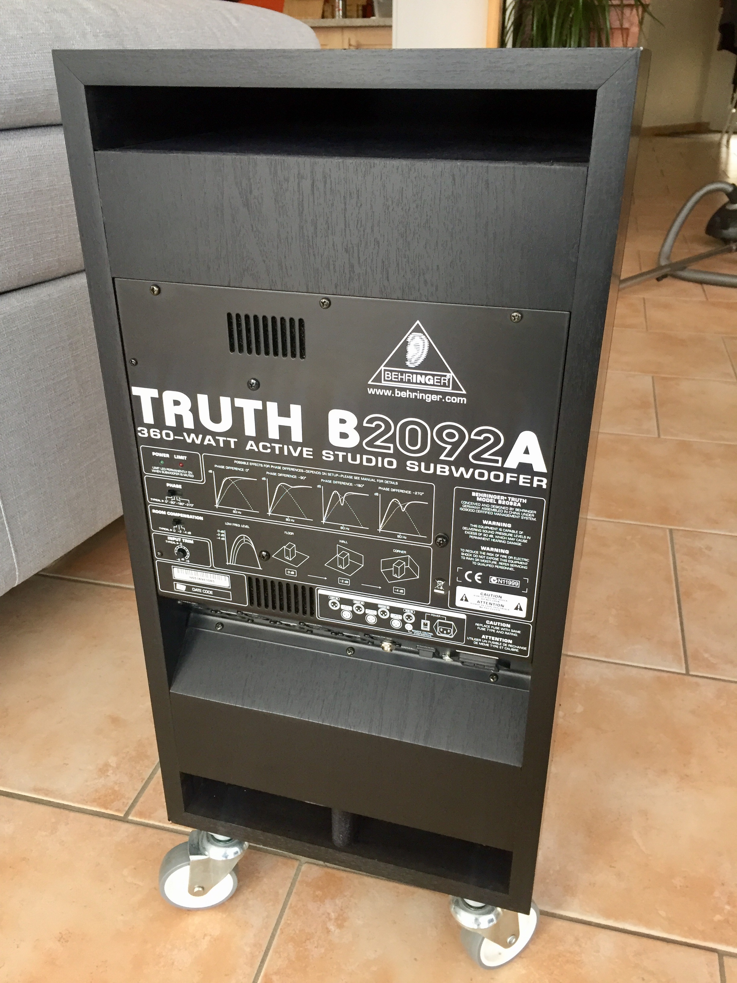 TRUTH B2092A - Behringer Truth B2092A - Audiofanzine