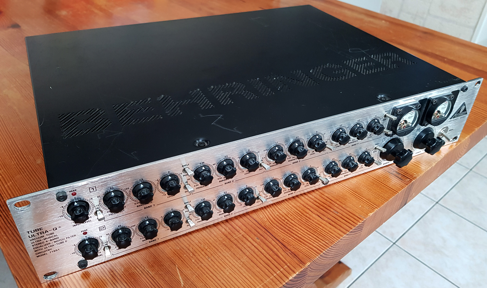 Tube Ultra-Q T1951 - Behringer Tube Ultra-Q T1951 - Audiofanzine