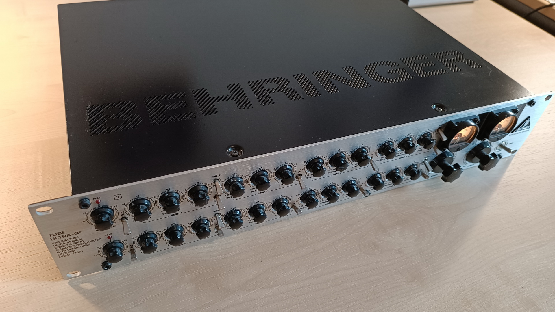 Tube Ultra-Q T1951 - Behringer Tube Ultra-Q T1951 - Audiofanzine