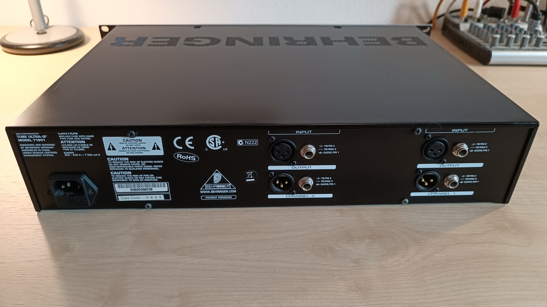 Tube Ultra-Q T1951 - Behringer Tube Ultra-Q T1951 - Audiofanzine