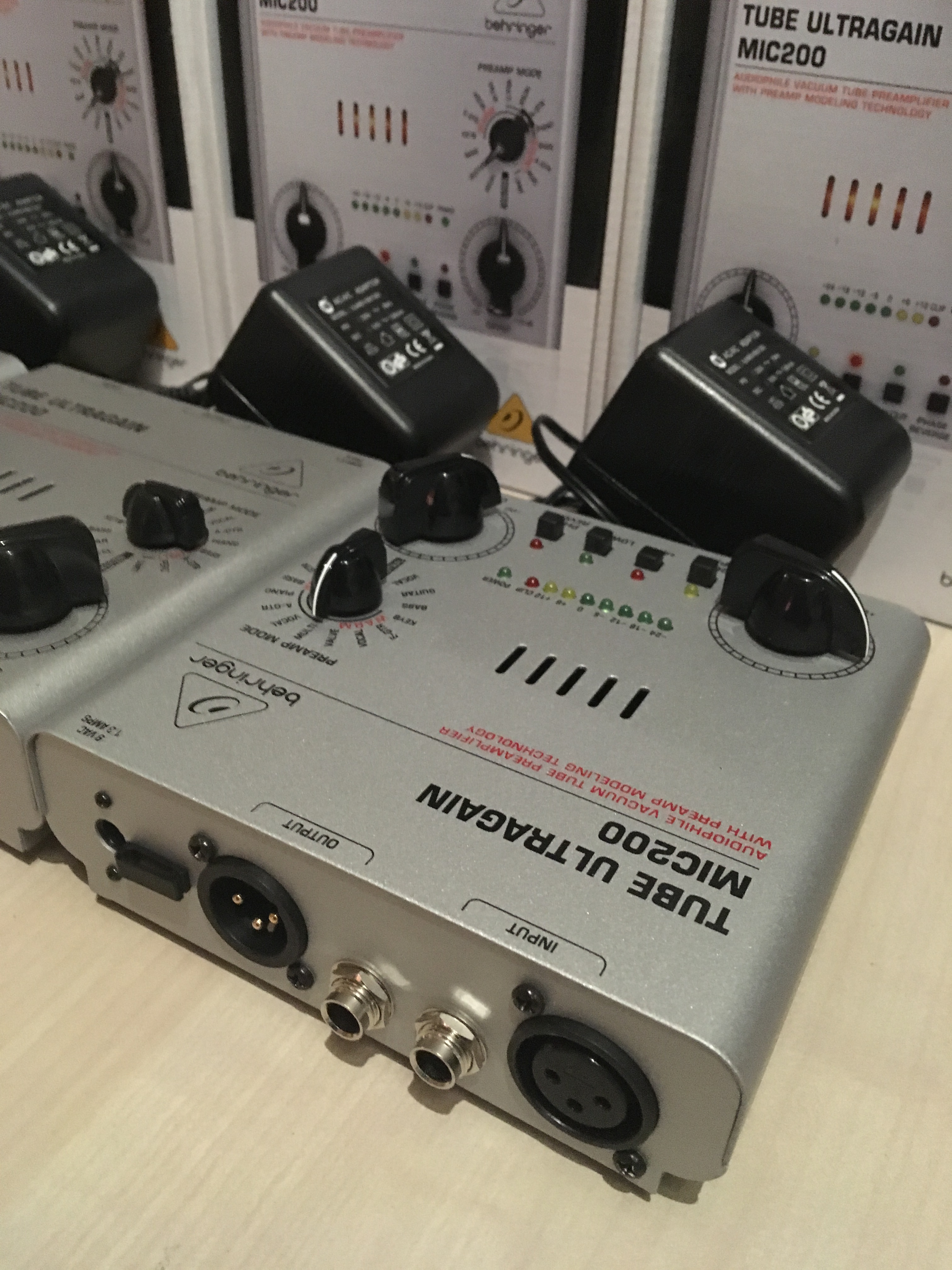 Tube Ultragain MIC200 - Behringer Tube Ultragain MIC200 - Audiofanzine