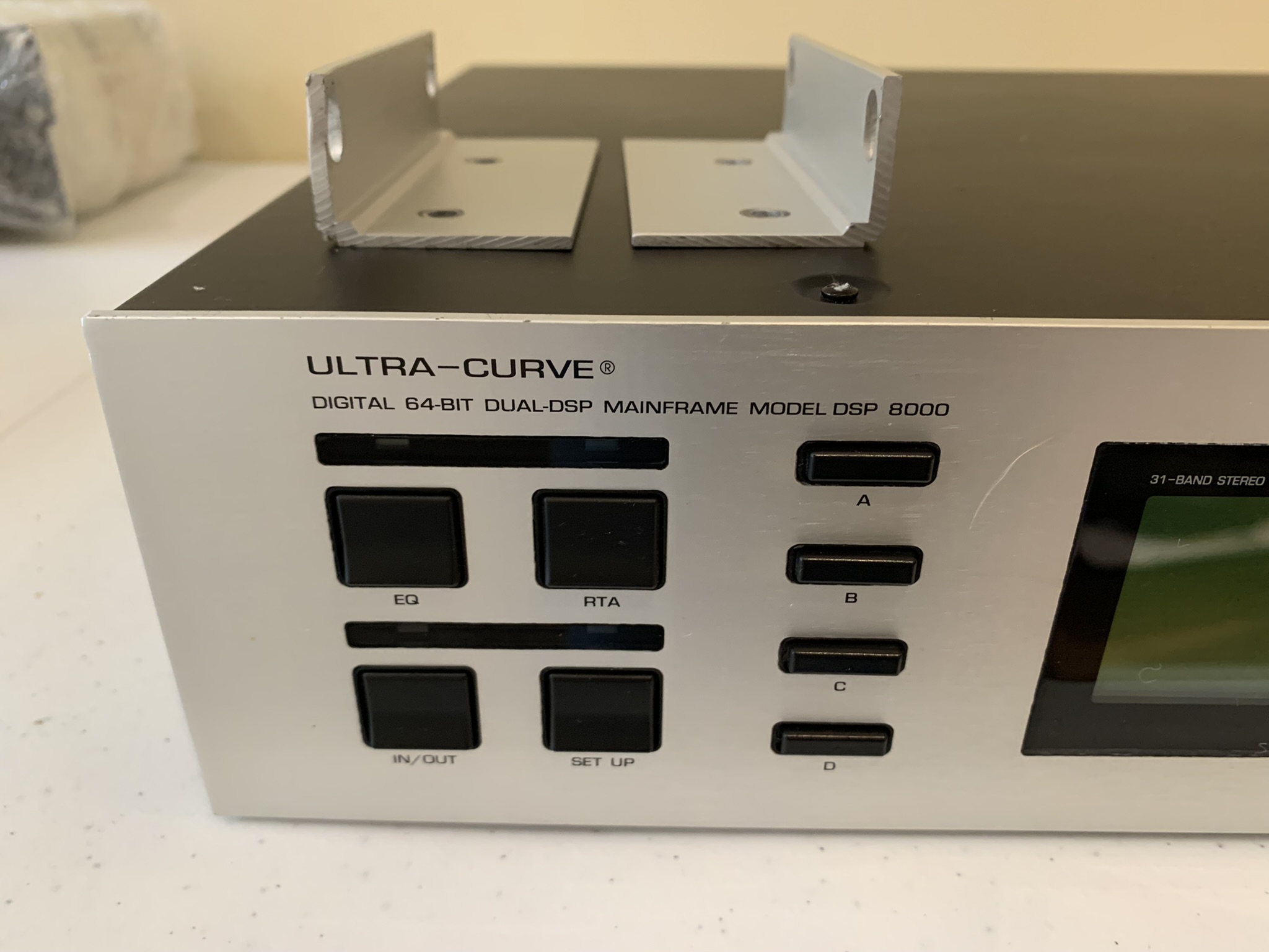 Ultra-Curve DSP8000 - Behringer Ultra-Curve DSP8000 - Audiofanzine