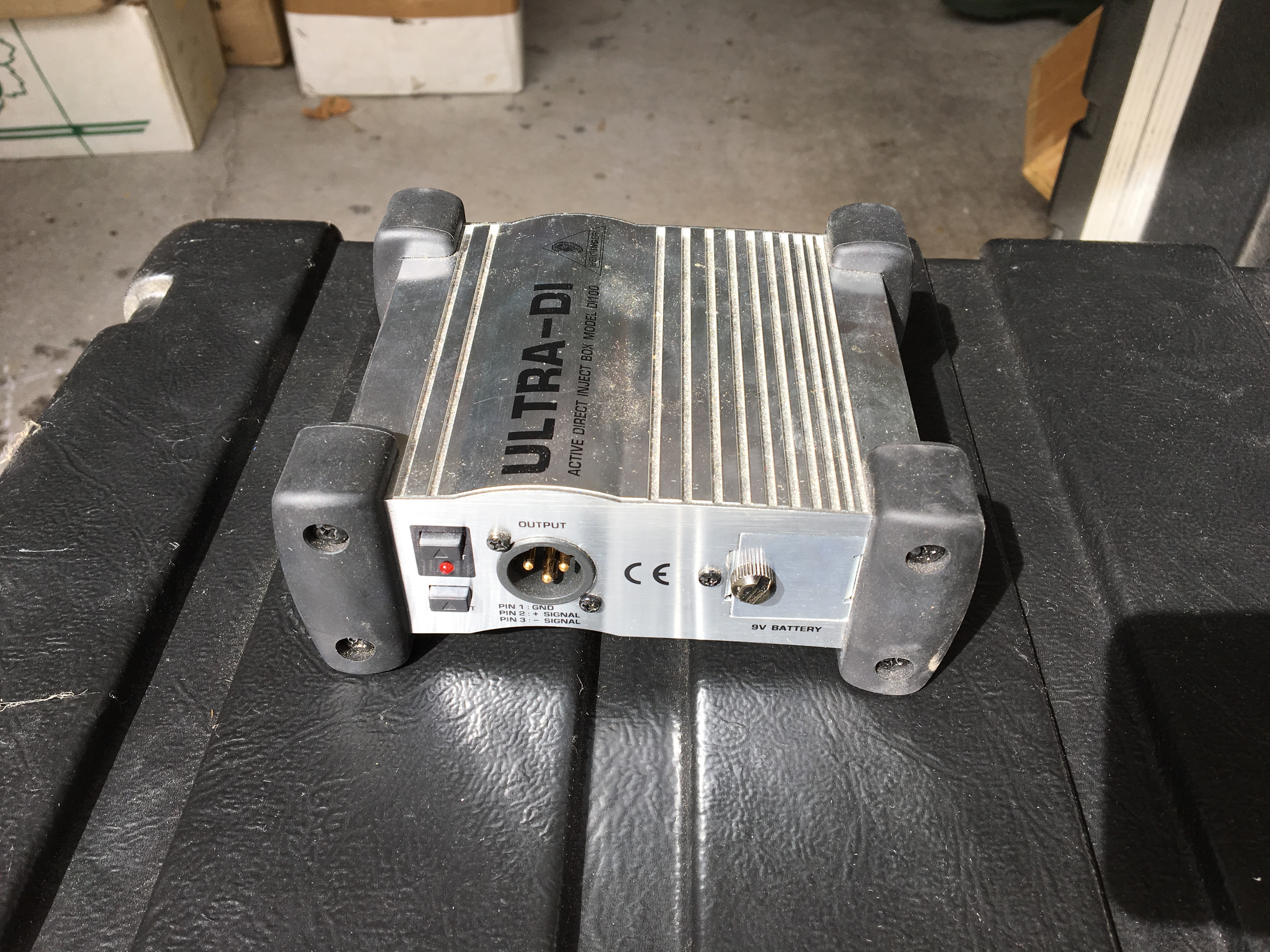 ULTRA-DI DI100 - Behringer Ultra-DI DI100 - Audiofanzine