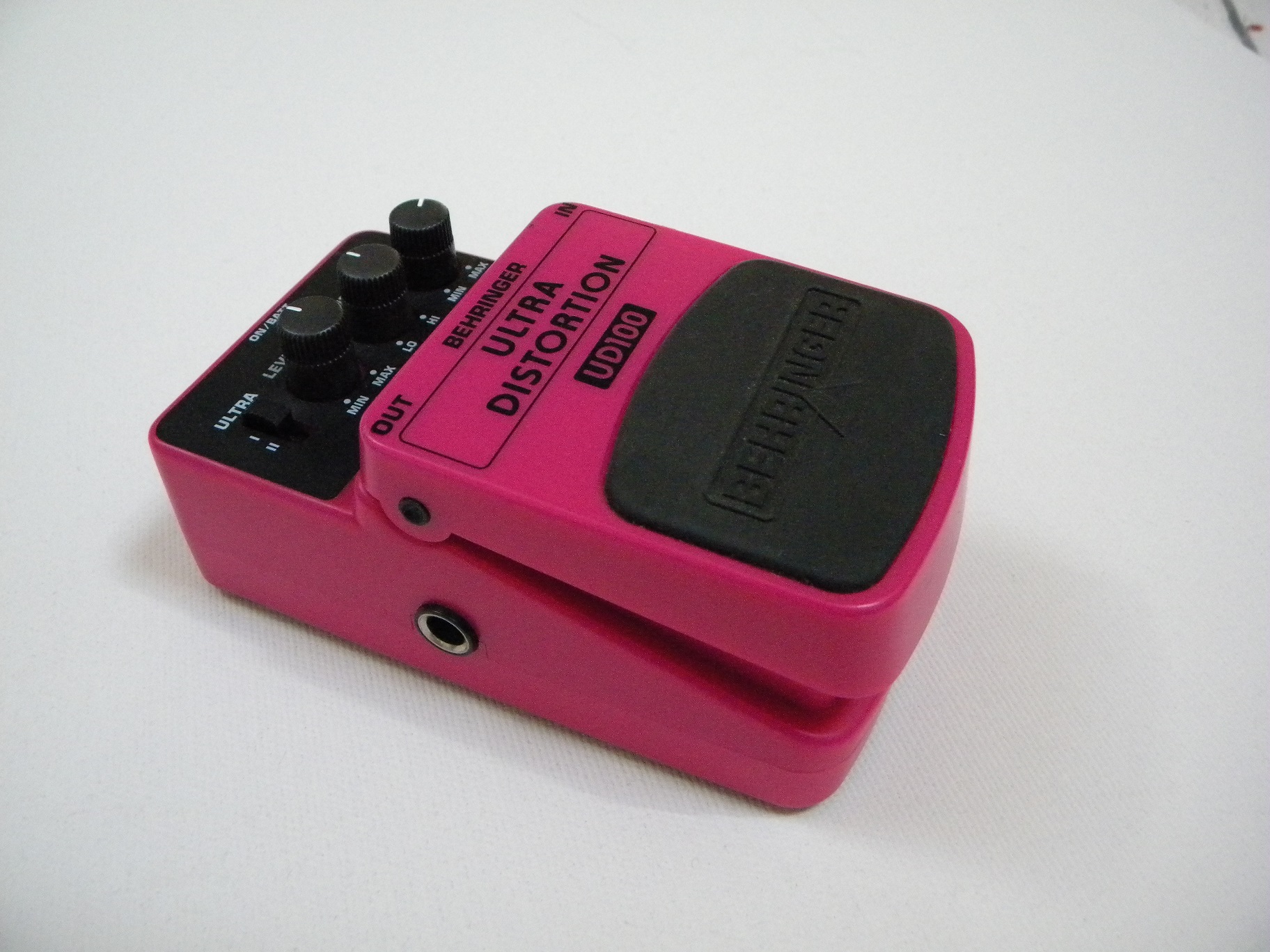 Ultra Distortion UD100 - Behringer Ultra Distortion UD100 - Audiofanzine